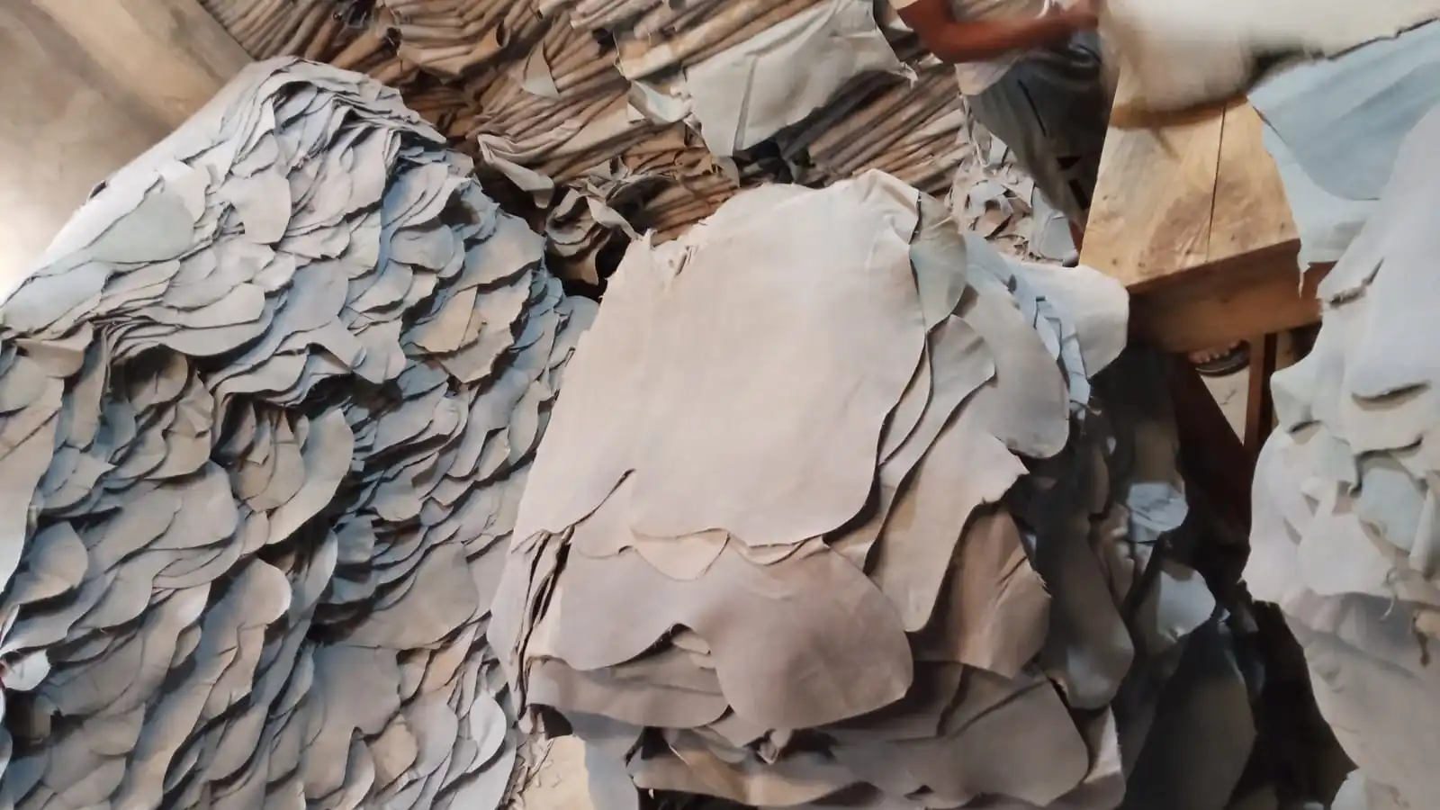 Oem High Quality Wet Blue Cow Shoulder Split Leather Cow %%@ Bull Hides ...