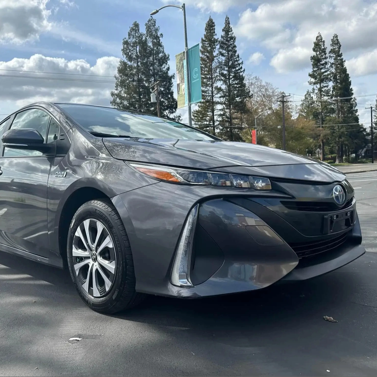Used 2022 Toyota Prius Prime Pug-in Hybrid| Alibaba.com