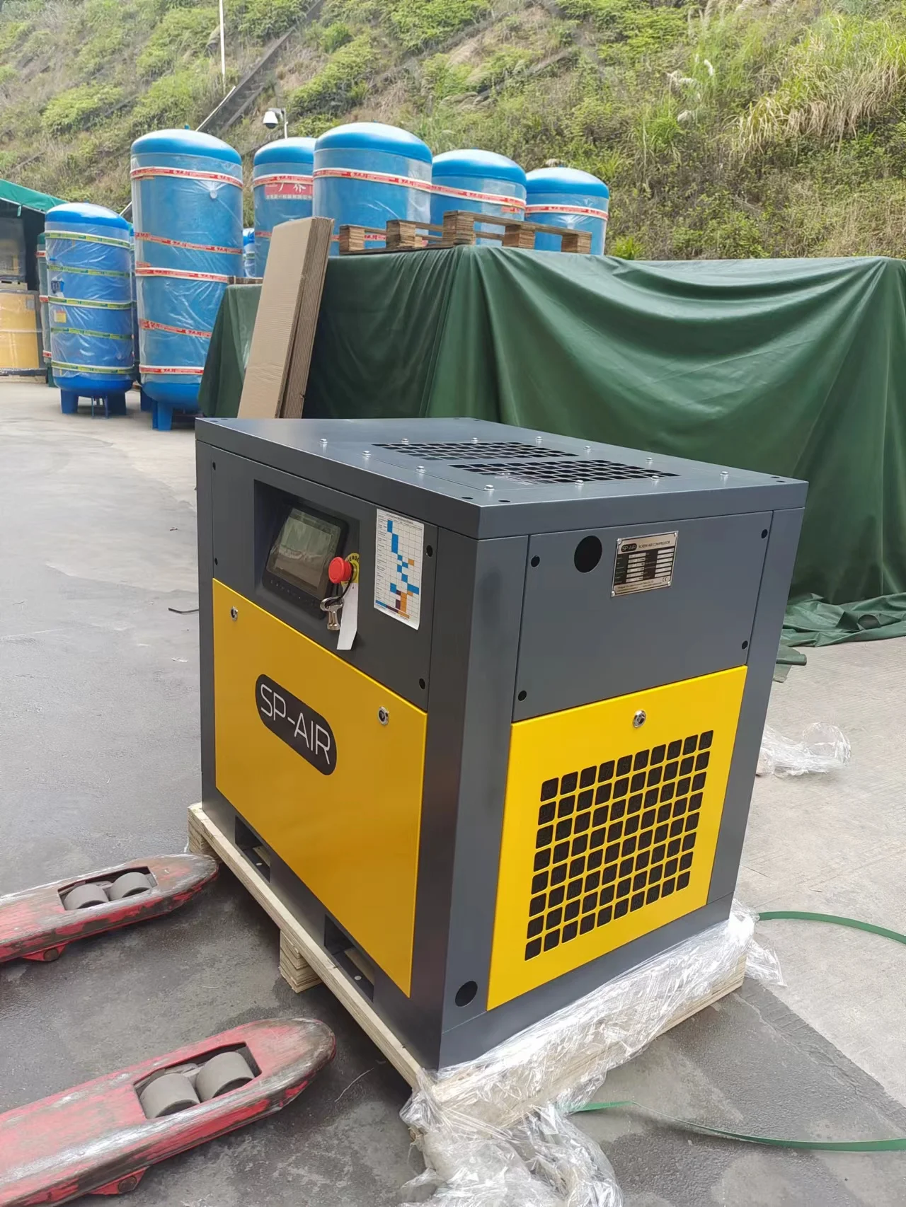 Silent Compresor De Aire Industrial 11kw 15hp 10 Bar 208v Vsd Energy ...