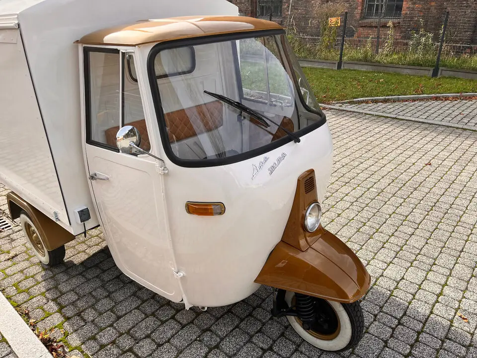 Stilvolle Piaggio Tuk Tuk Kaufen Ebenbildnull