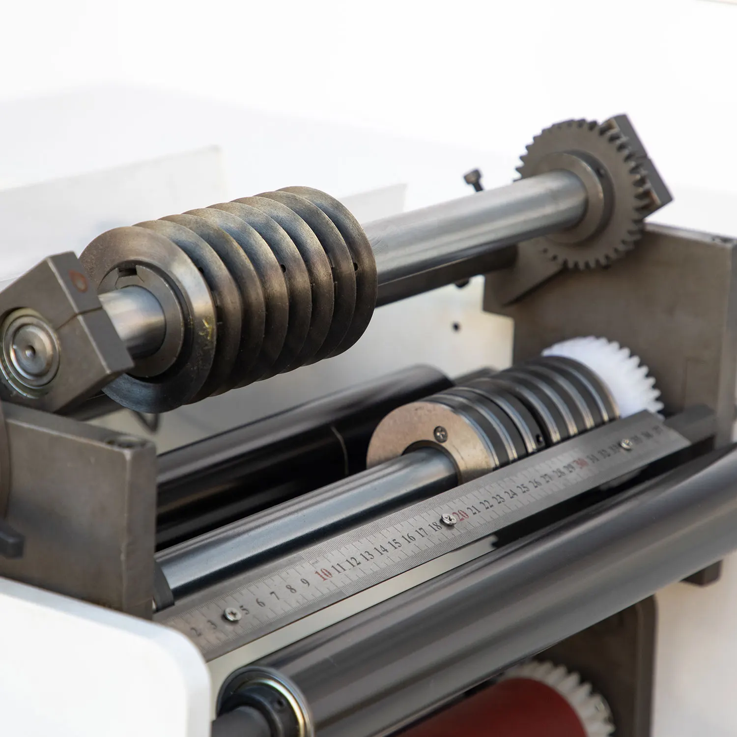HJFQ-320 Automatic Slitting Rewinding Machine - Precision & Efficiency