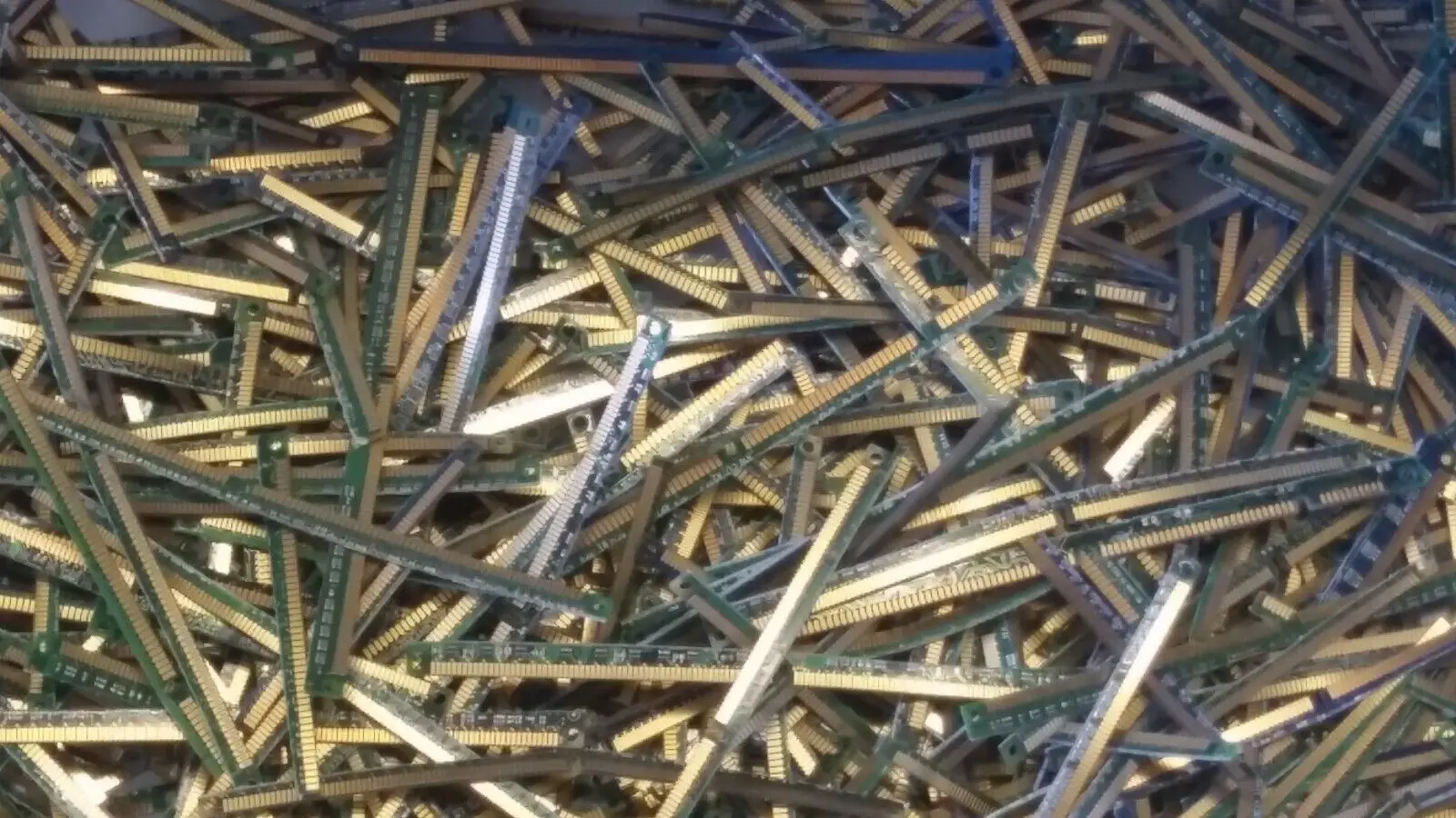 Old Ceramic Cpu Scrap - Buy J1900 Core I3 I5 I7 Ddr3 Cpu Scrap ...