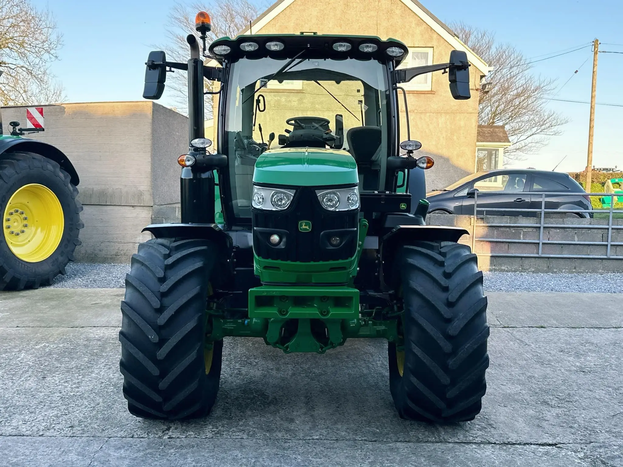 High Quality 130 Multifunctional Tractor - Johnn-Deere 6130R