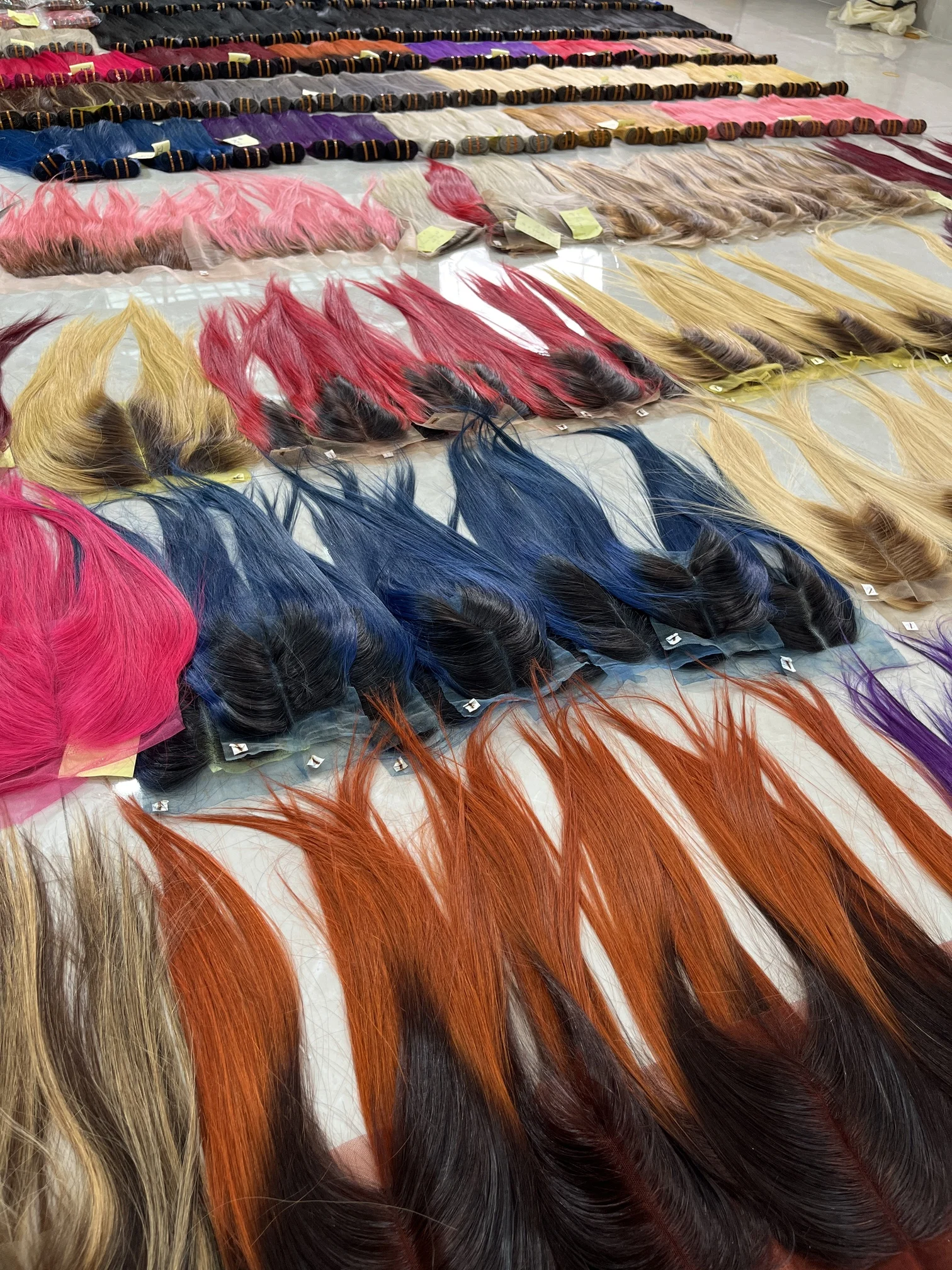 Shop Our Frontal Glueless Full HD Lace Wig with 250% Density