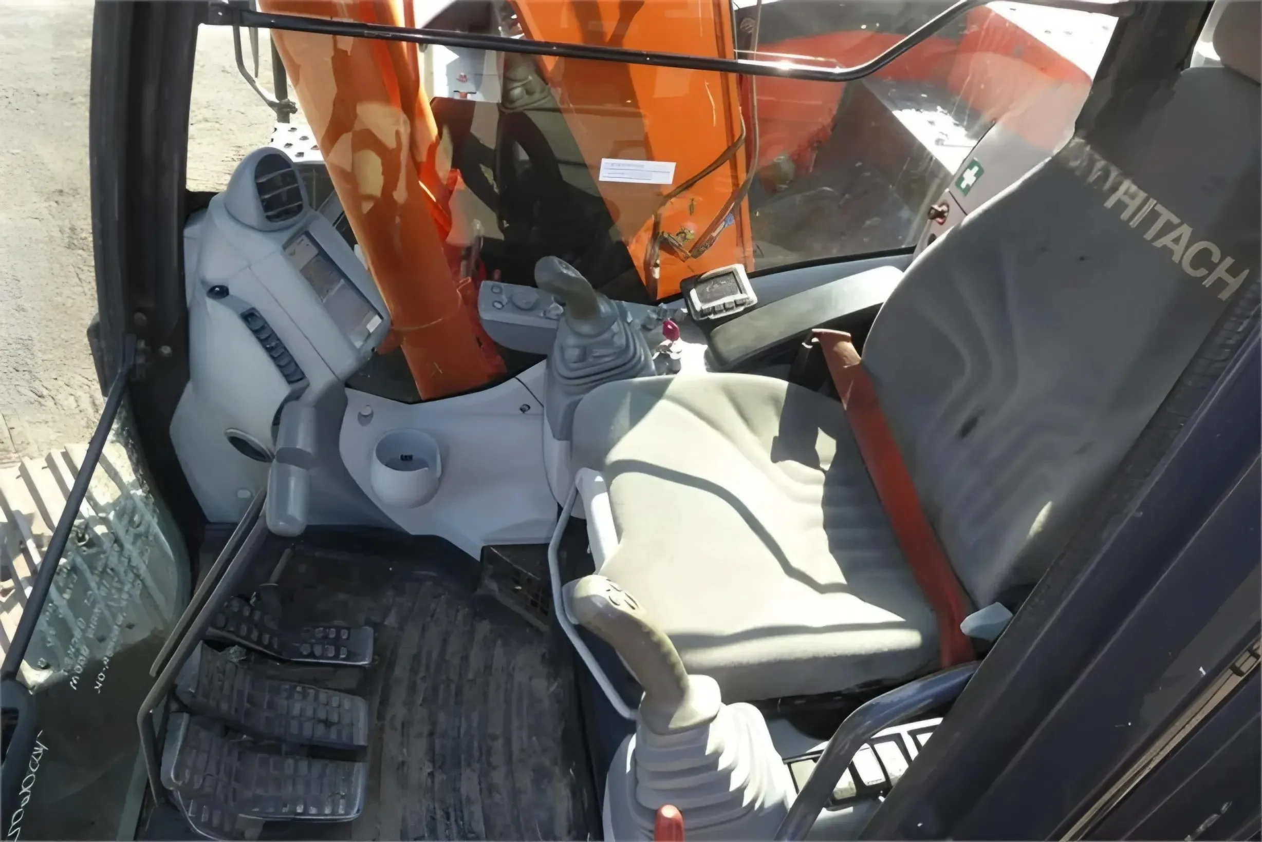 Easy Maintenance 2016 HITACHI ZX135US-5B Used Japanese Original Hitachi ...