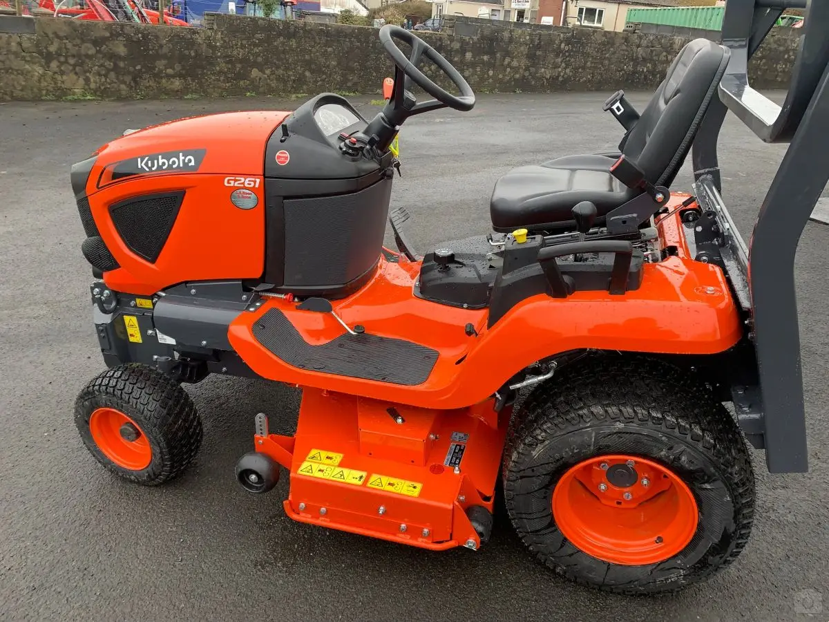 Best Quality Of Kubota Riding Mowers | Lawn And Garden Tractors At Low ...