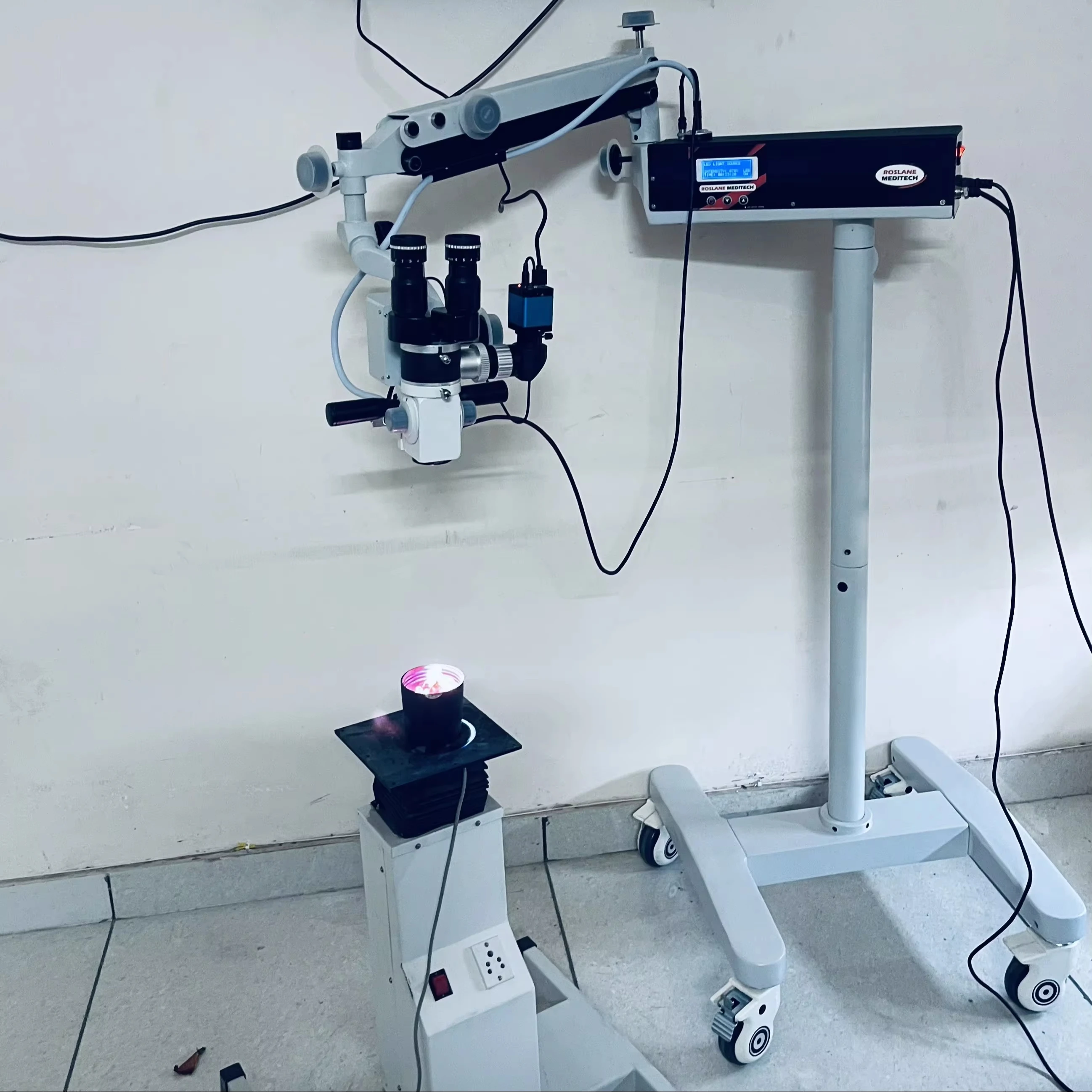 ENT Surgeon Operation LED Microscope for Oral Surgery and ...