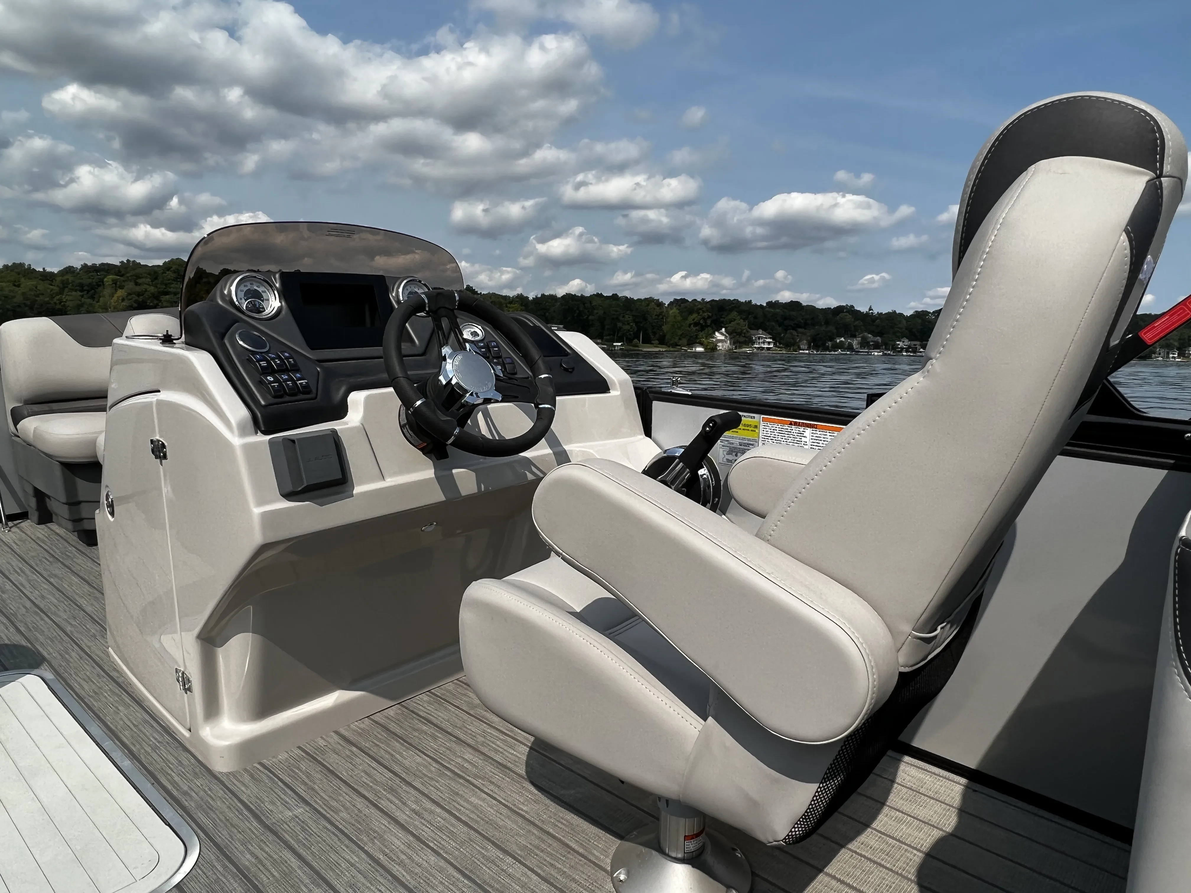 Hot Sale Electric Engine Pontoon Boat Rowing Boat With Motor For ...