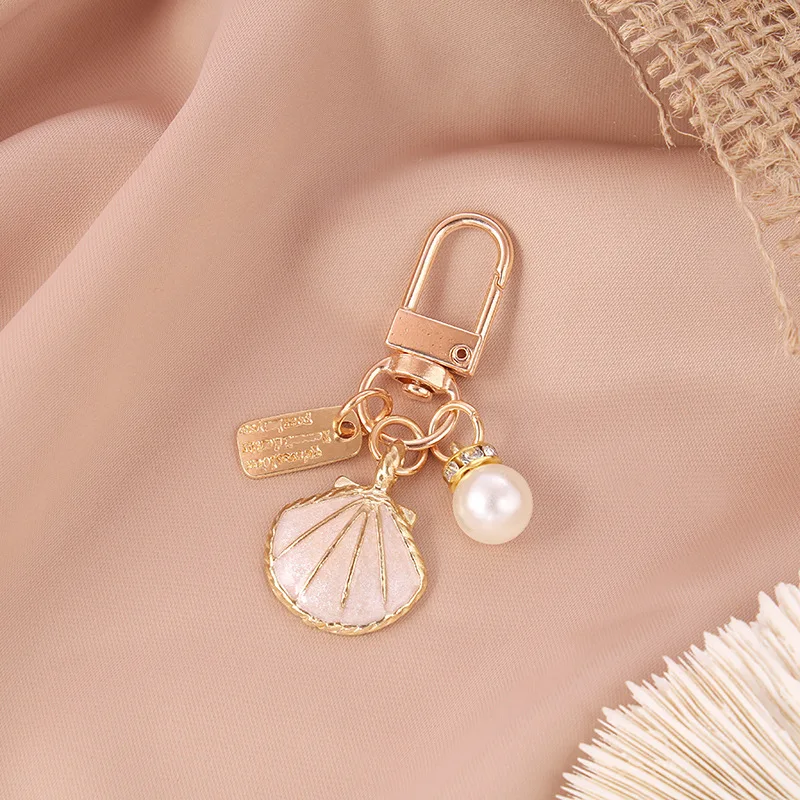 Elegant Letter Label Pearls Love Key Chain Handbag Pendant