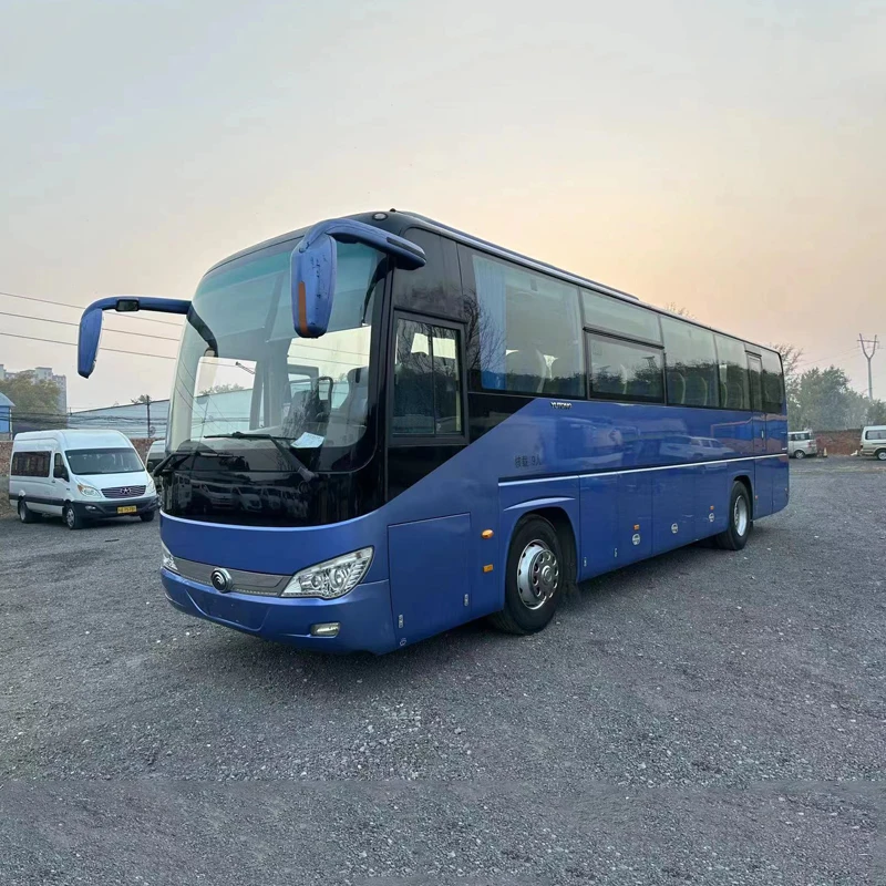 Luxury Passenger Bus 49 Seater Coach Bus Lead Spring Euro 4/5 ...