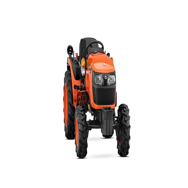 KUBOTA M62 TLB - High Productivity Tractor with Attachments