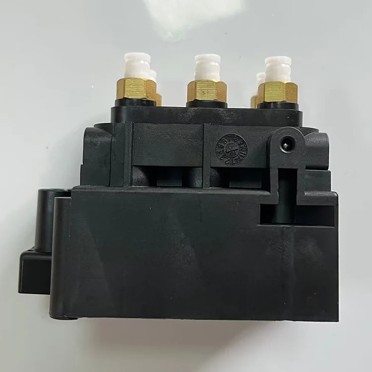 保时捷panamera970分配阀97035815302 97035815303 970358 9703581532215324的空气悬架减震 ...