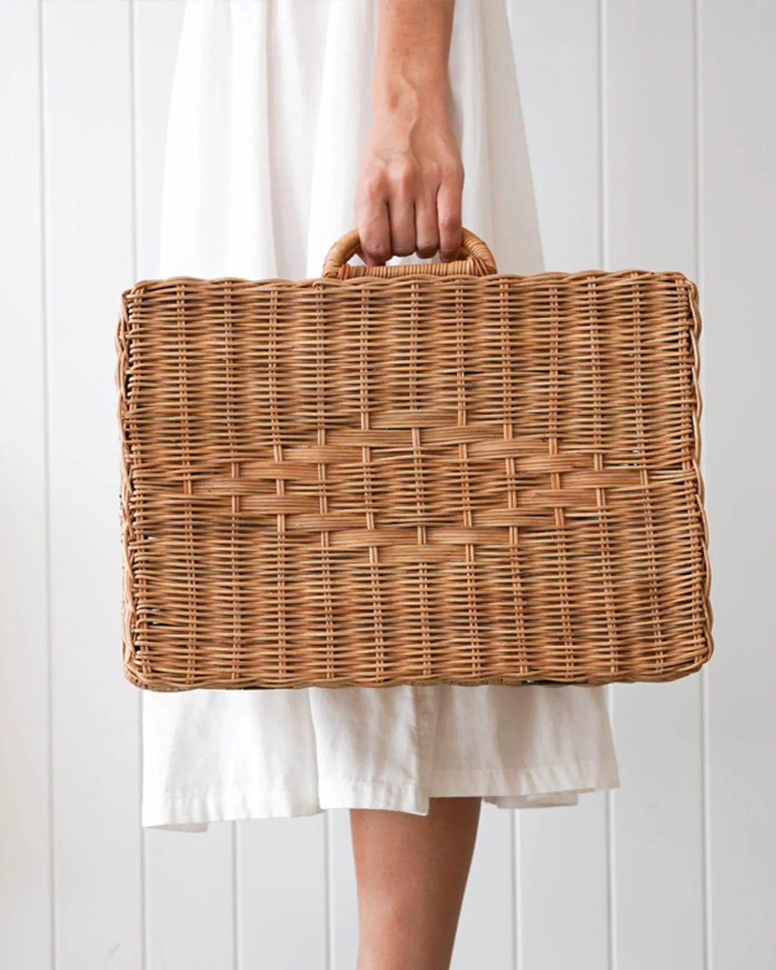 Modern Contemporary Hand Weaving Wicker Rattan Travel Away Luggage ...