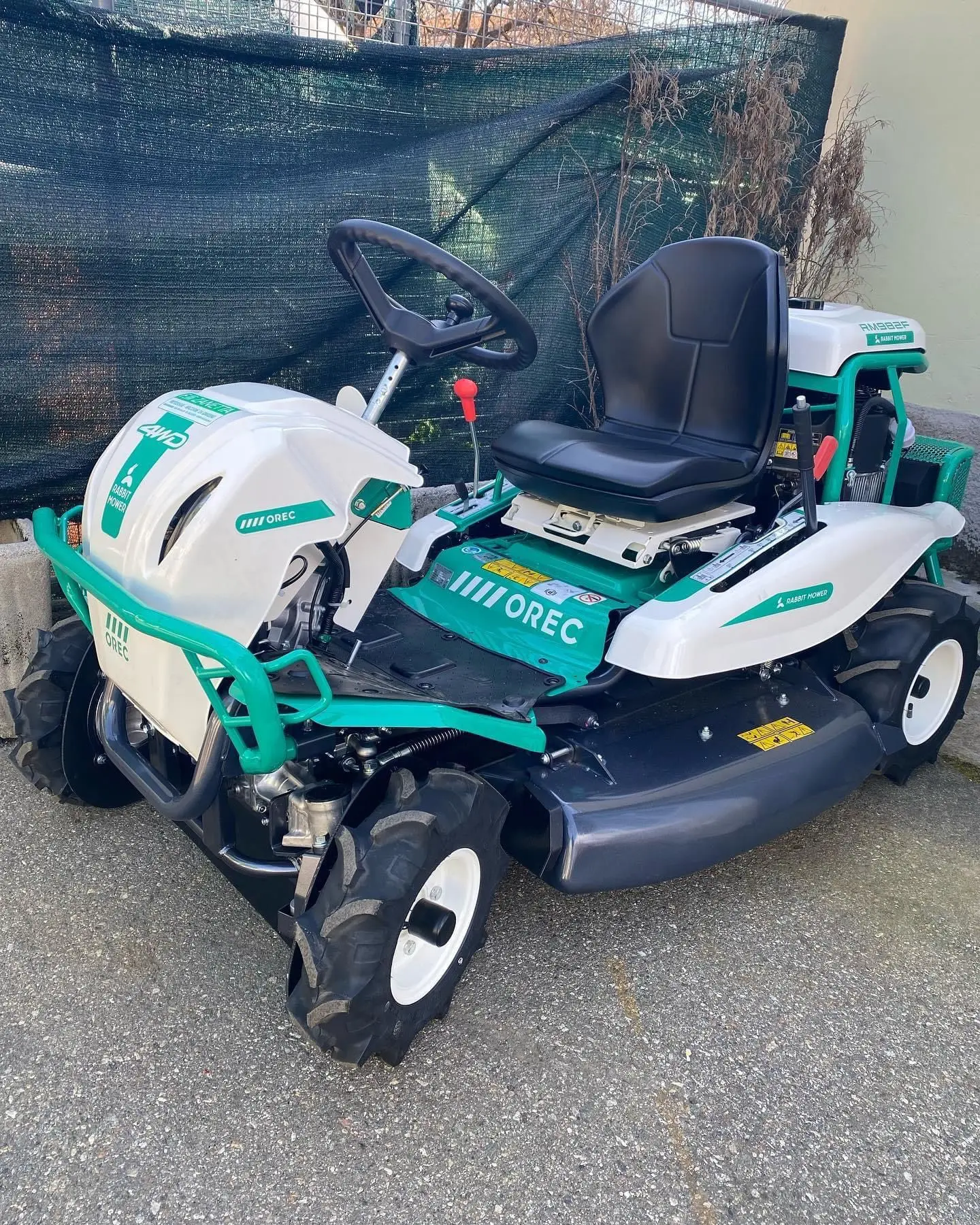 Best Supplier Of High Efficiency Rabbit RMK151 Inter-row lawn mower ...