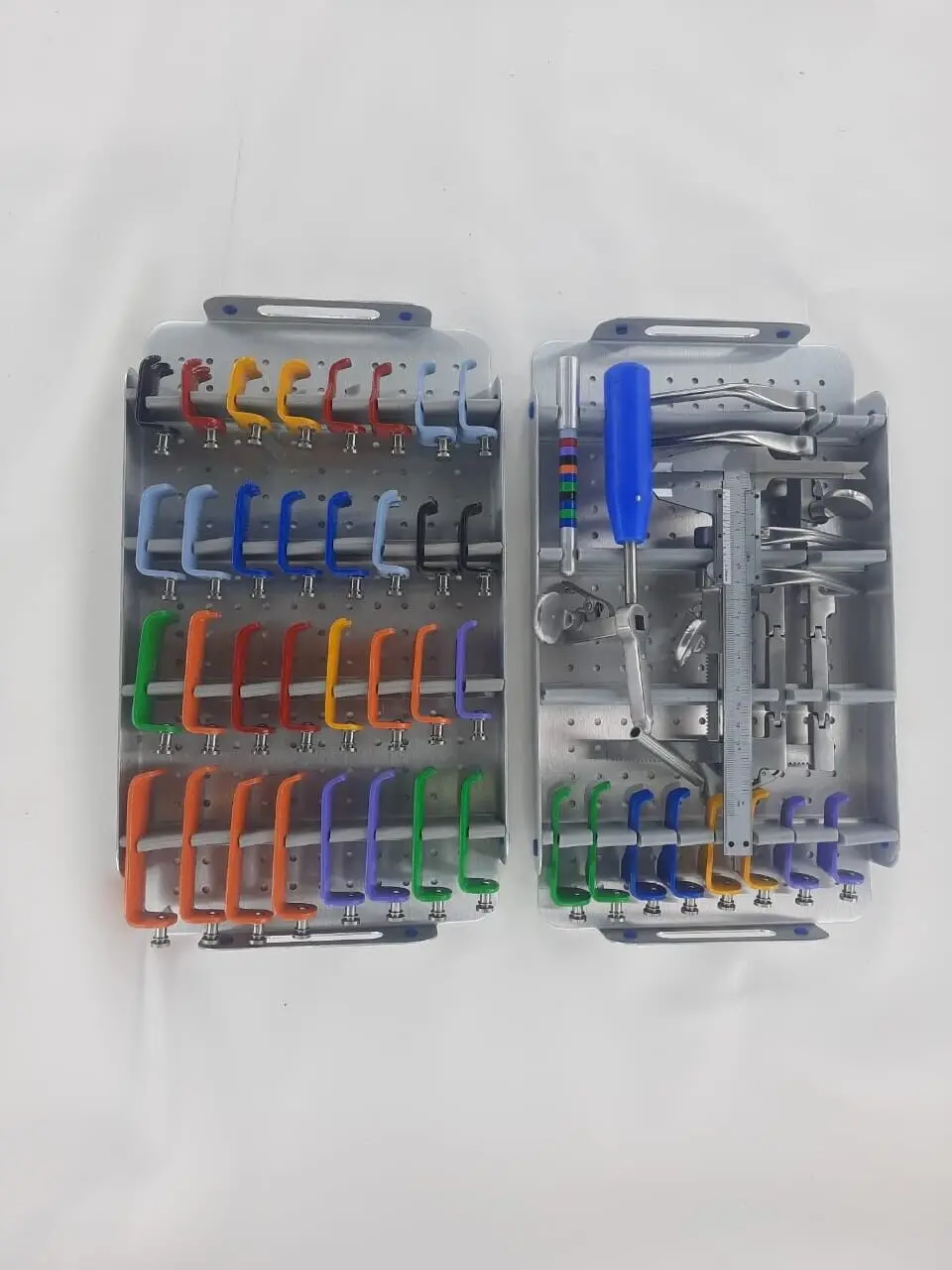 Cervical Discs Set Neurology Orthopedics Cervical Spinal Surgery ...