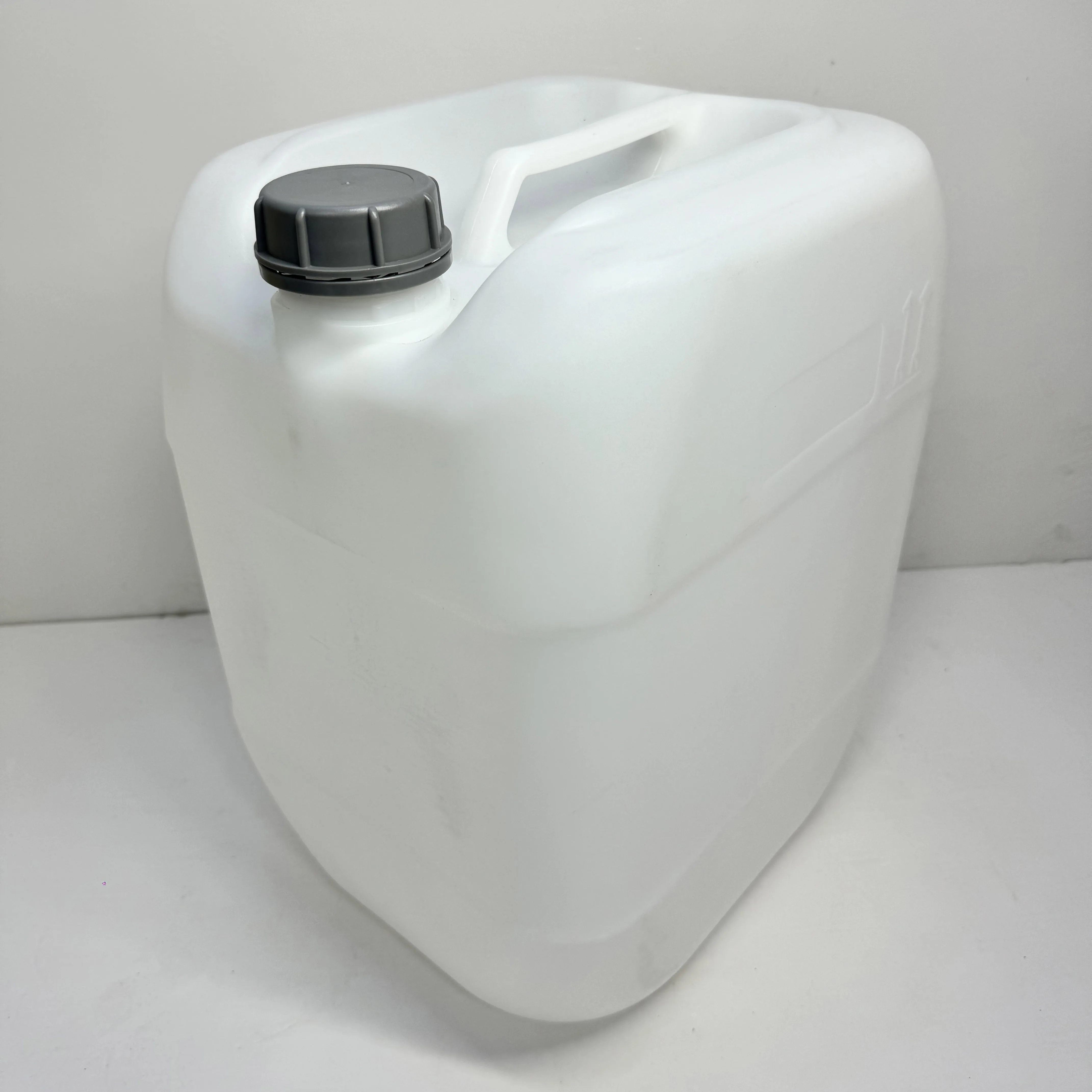 30L Plastic Barrel White Square Jerrycan HDPE 30 Litre Chemical Drum ...