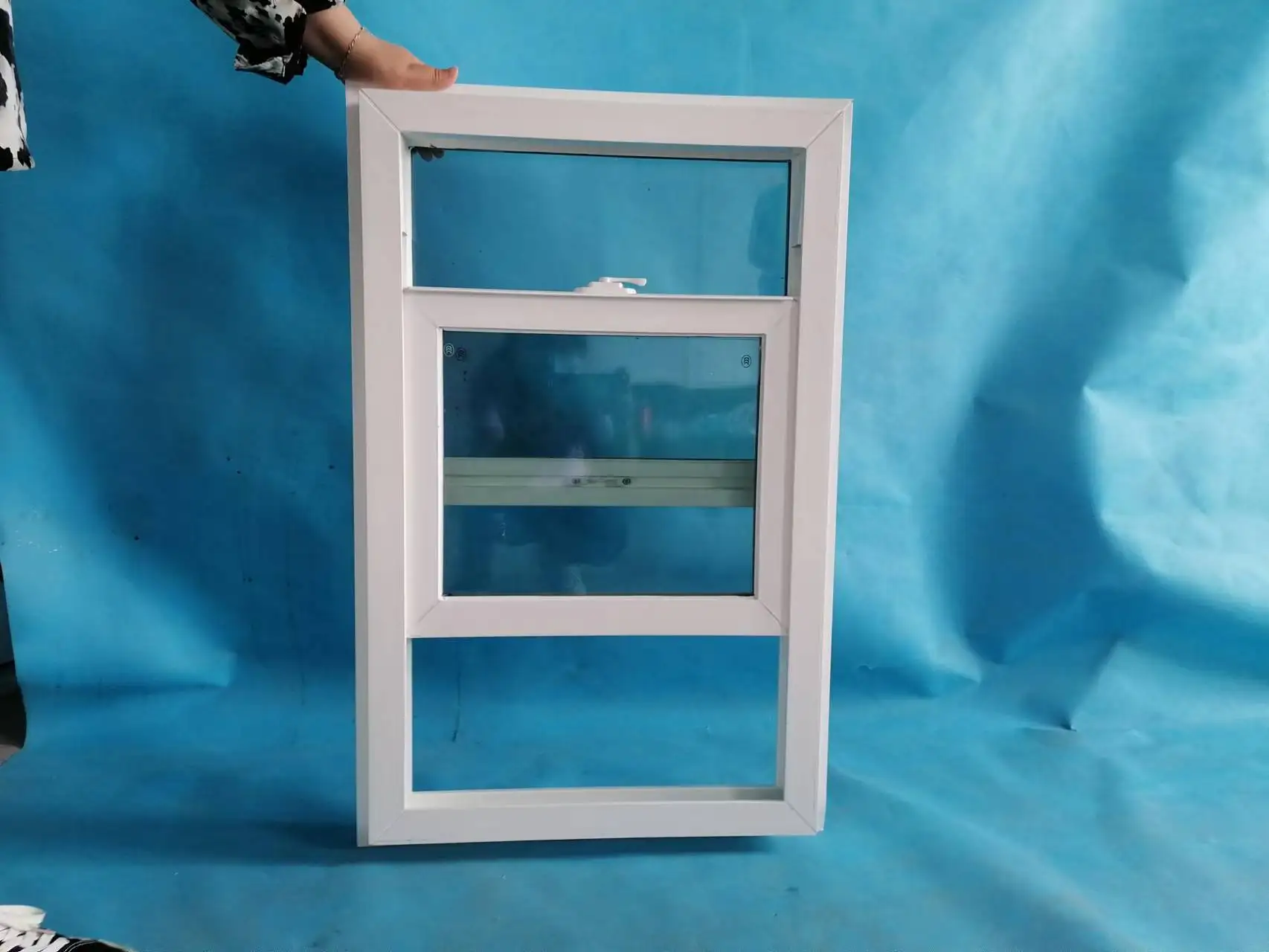 American Style PVC Vertical Sliding Window - Low E with Grill Design