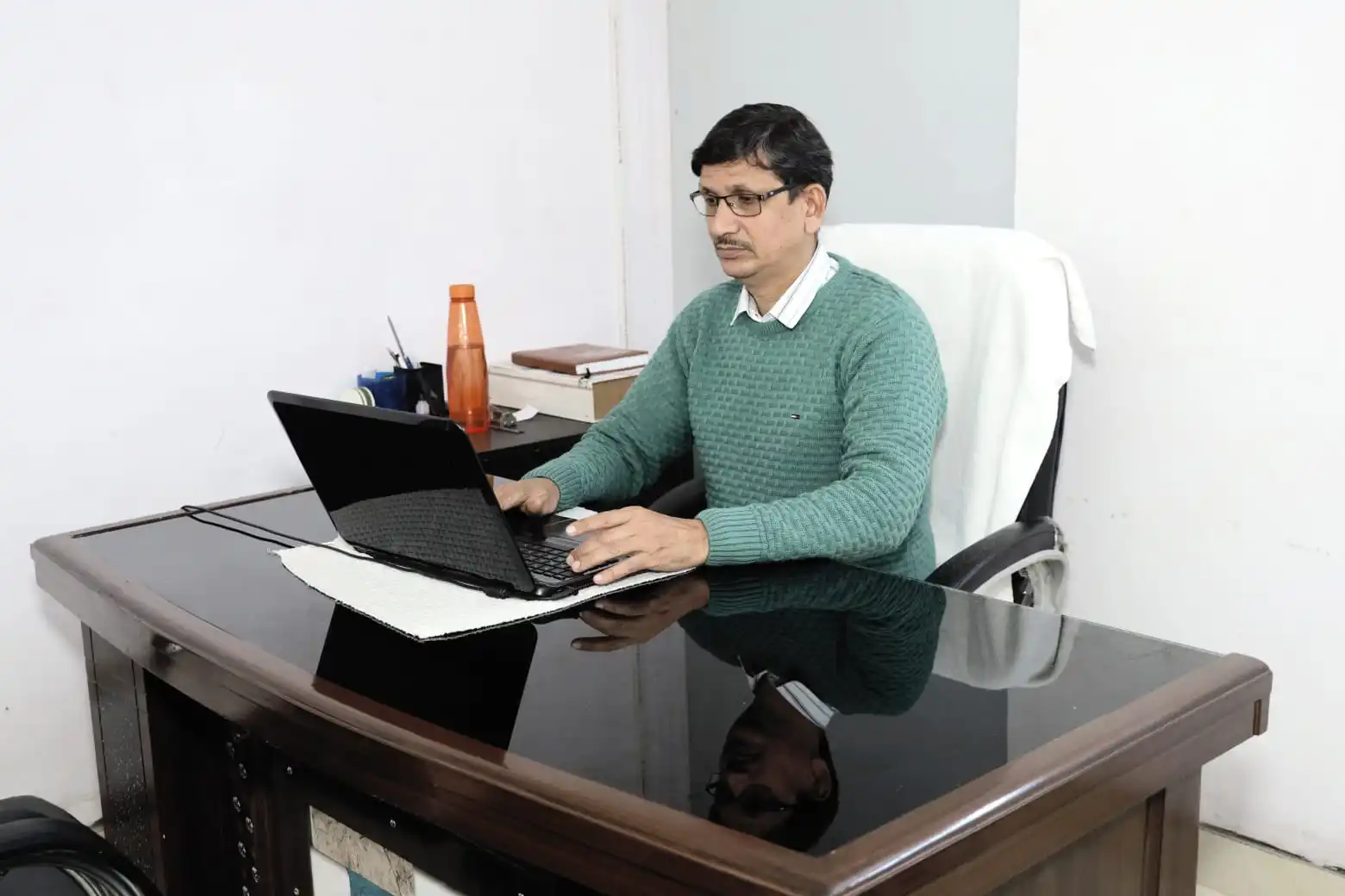 Multi Track Packing Machine Manufacturer Of Multi Track Pouch Packing Machine At Reasonable ...