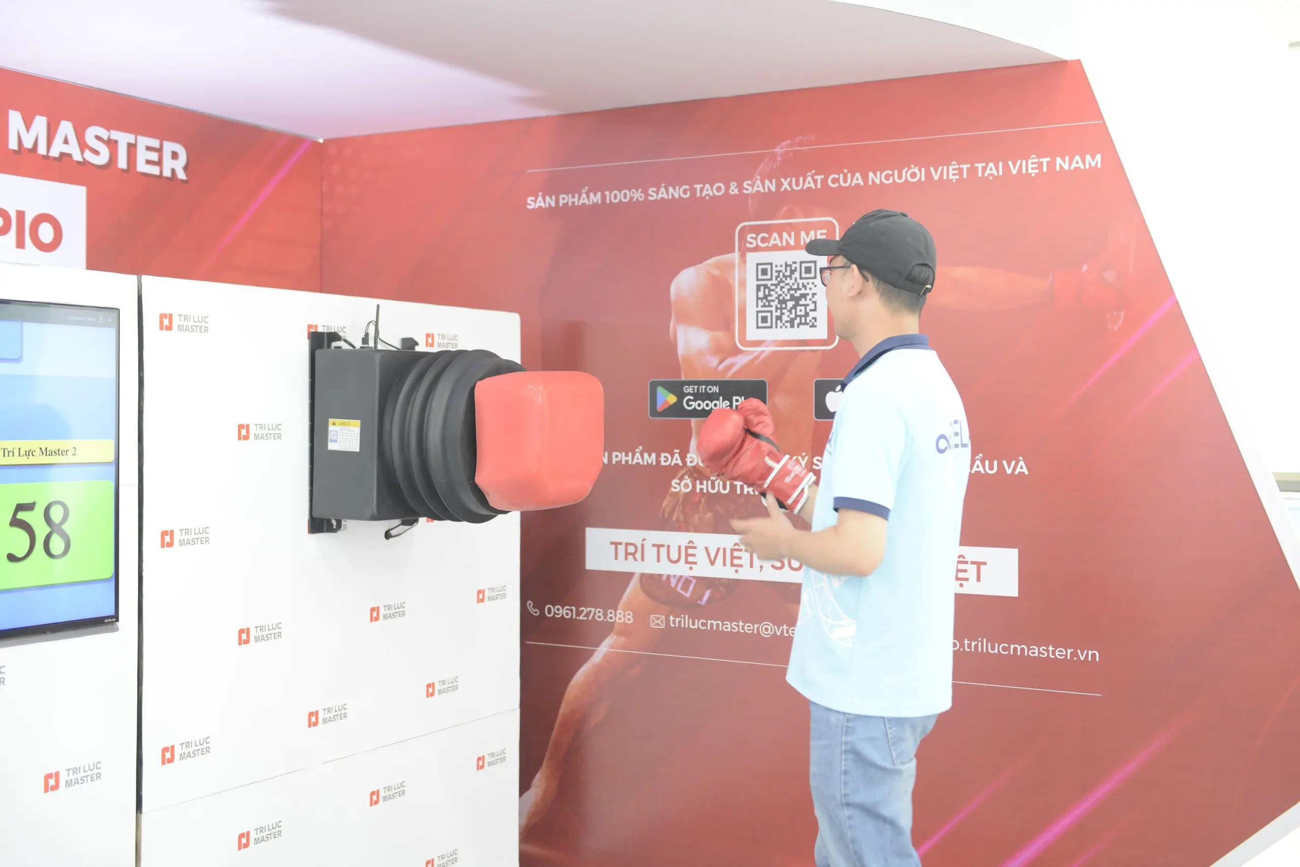 Music Boxing Machine Smart Wall Boxing Target Wall Indoor Exercise ...