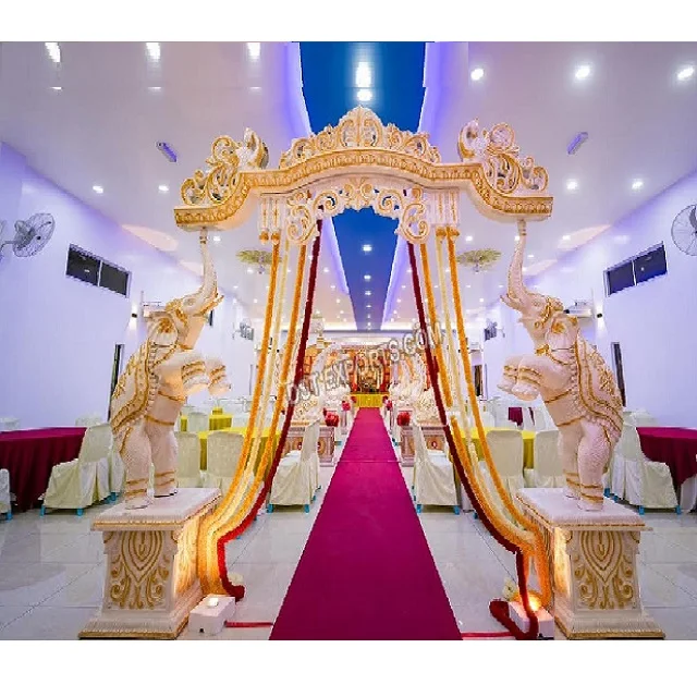 Traditional South Indian Mandap Gate Decoration Inspiration Indian ...