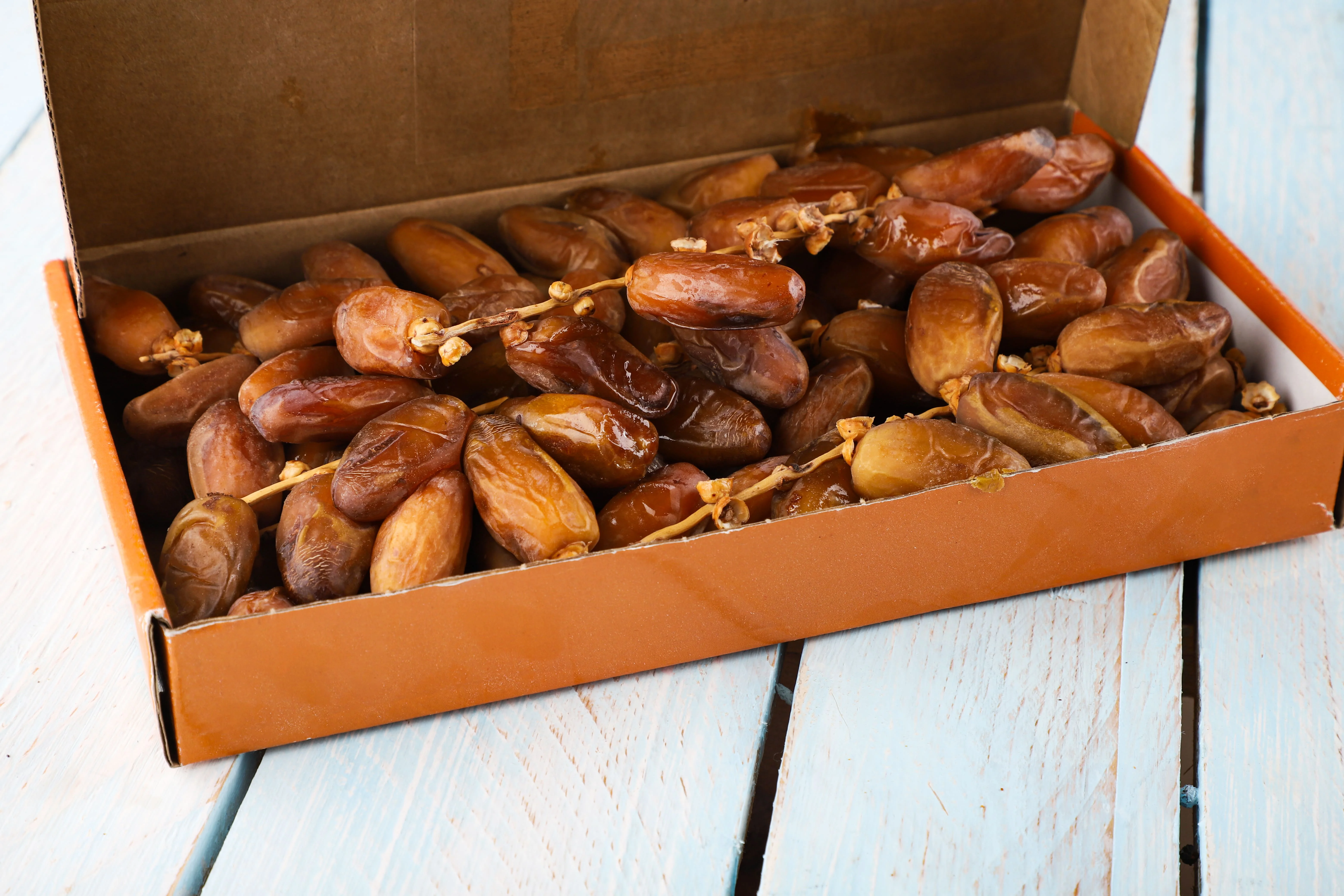 Premium Tunisian Deglet Nour Dates,Semi-dry,High-quality,Golden & Sweet ...