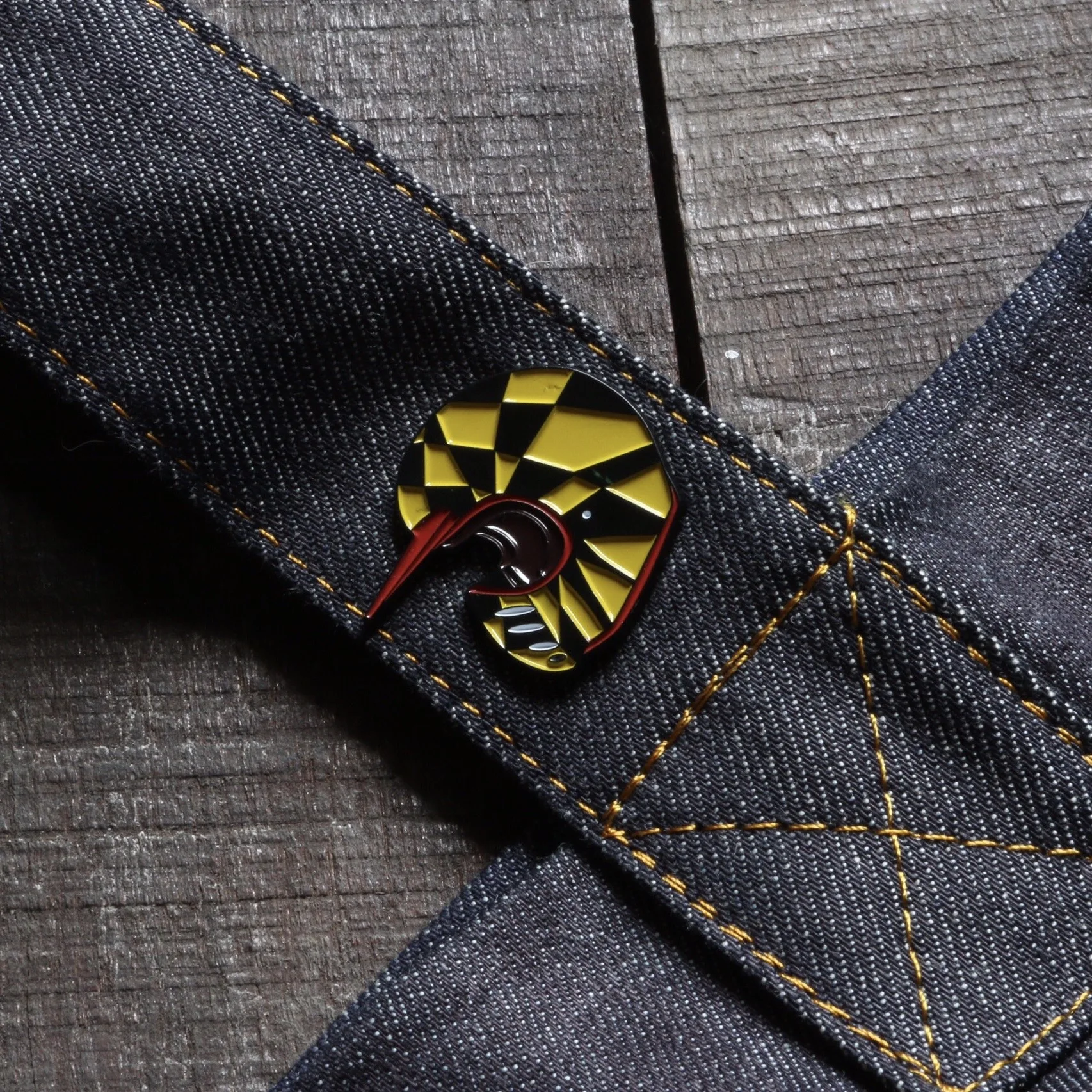 Metal Craft Lapel Pin For Vintage Style Arrow Shop Vn Hard Soft Enamel ...