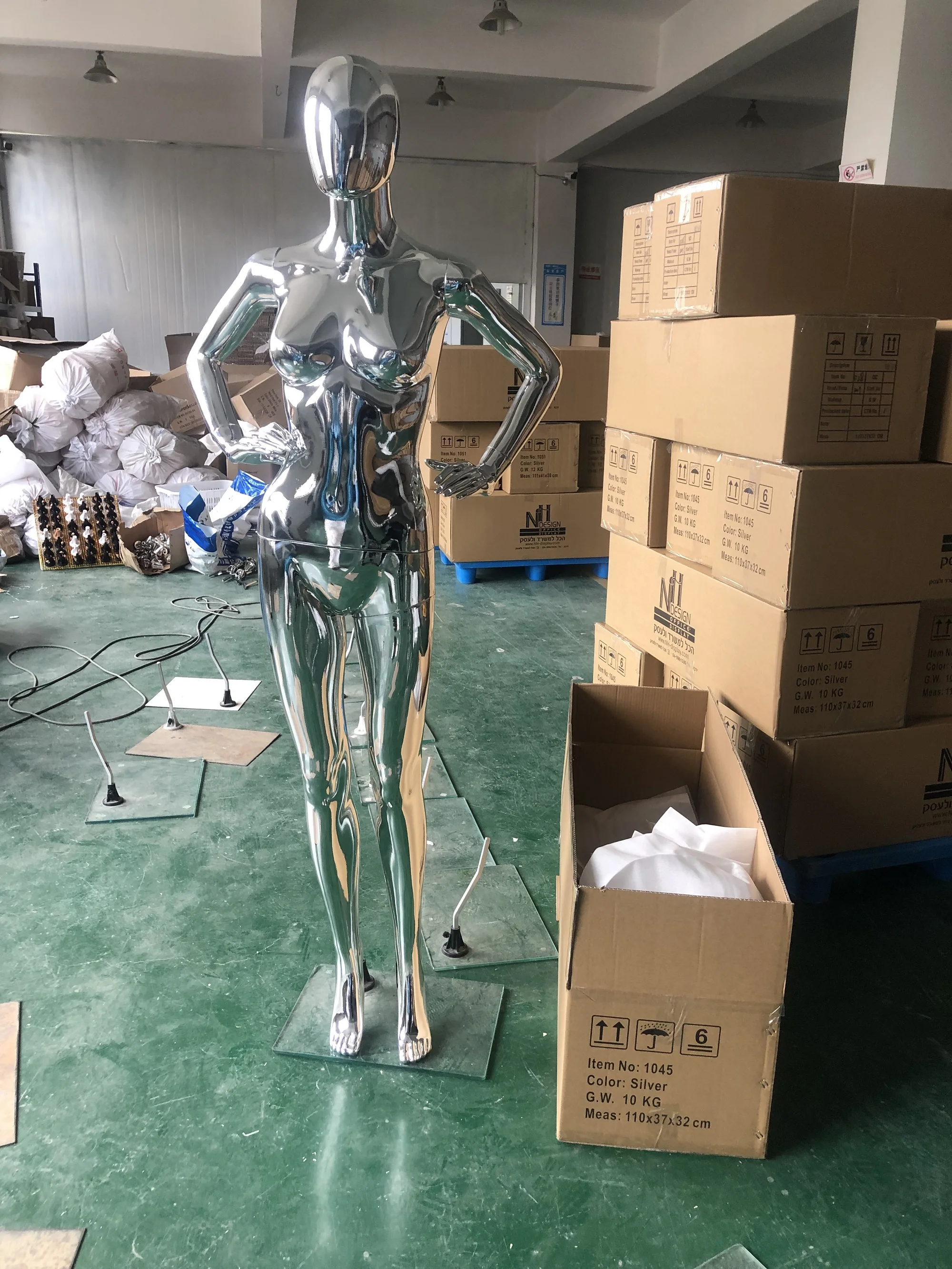 Beautiful Full Body Chrome Mannequins - Ecoo Quality