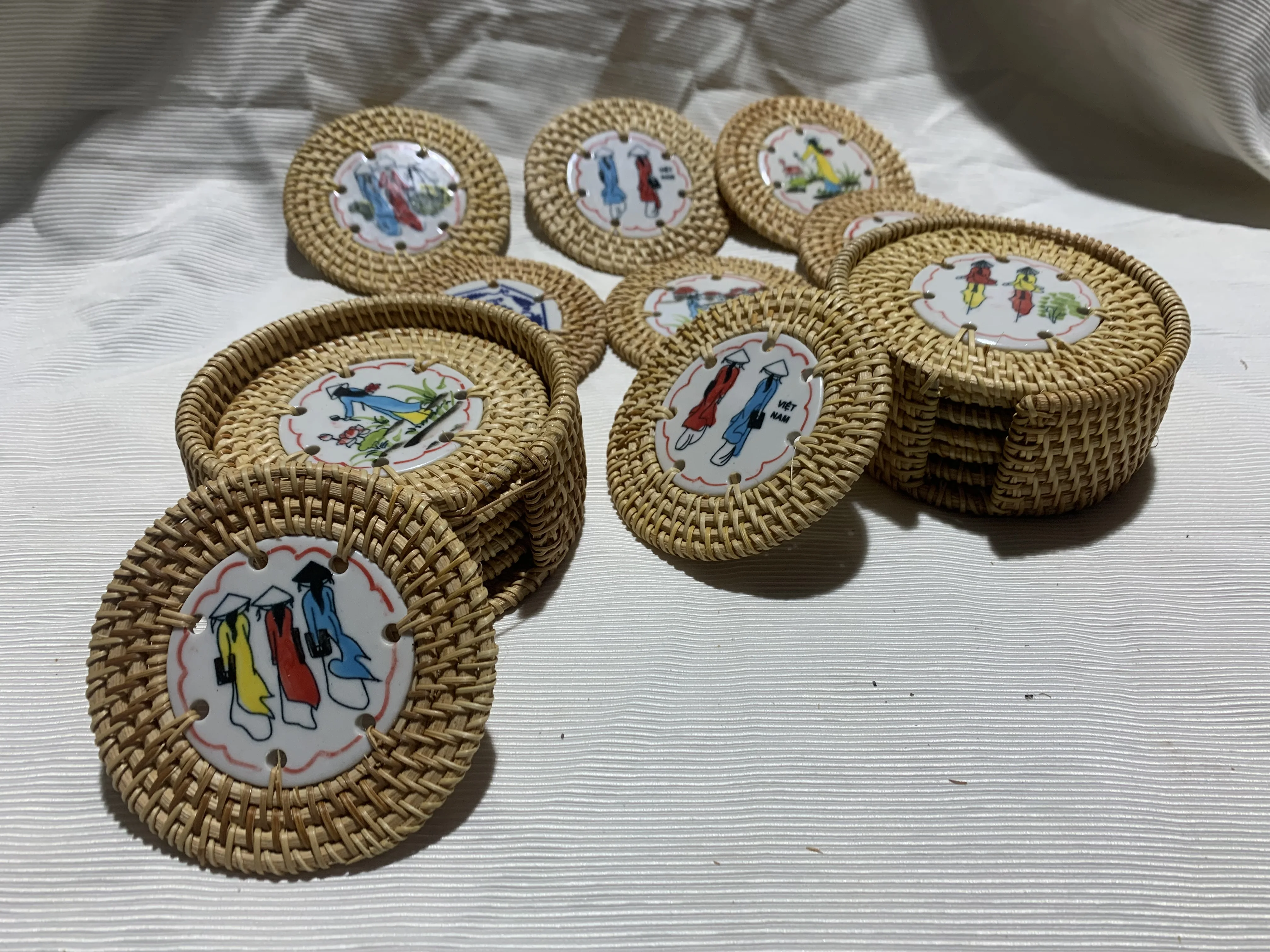 Oem Eco-friendly Vintage Coasters Table Mat Round Shape Lacquer Multi ...