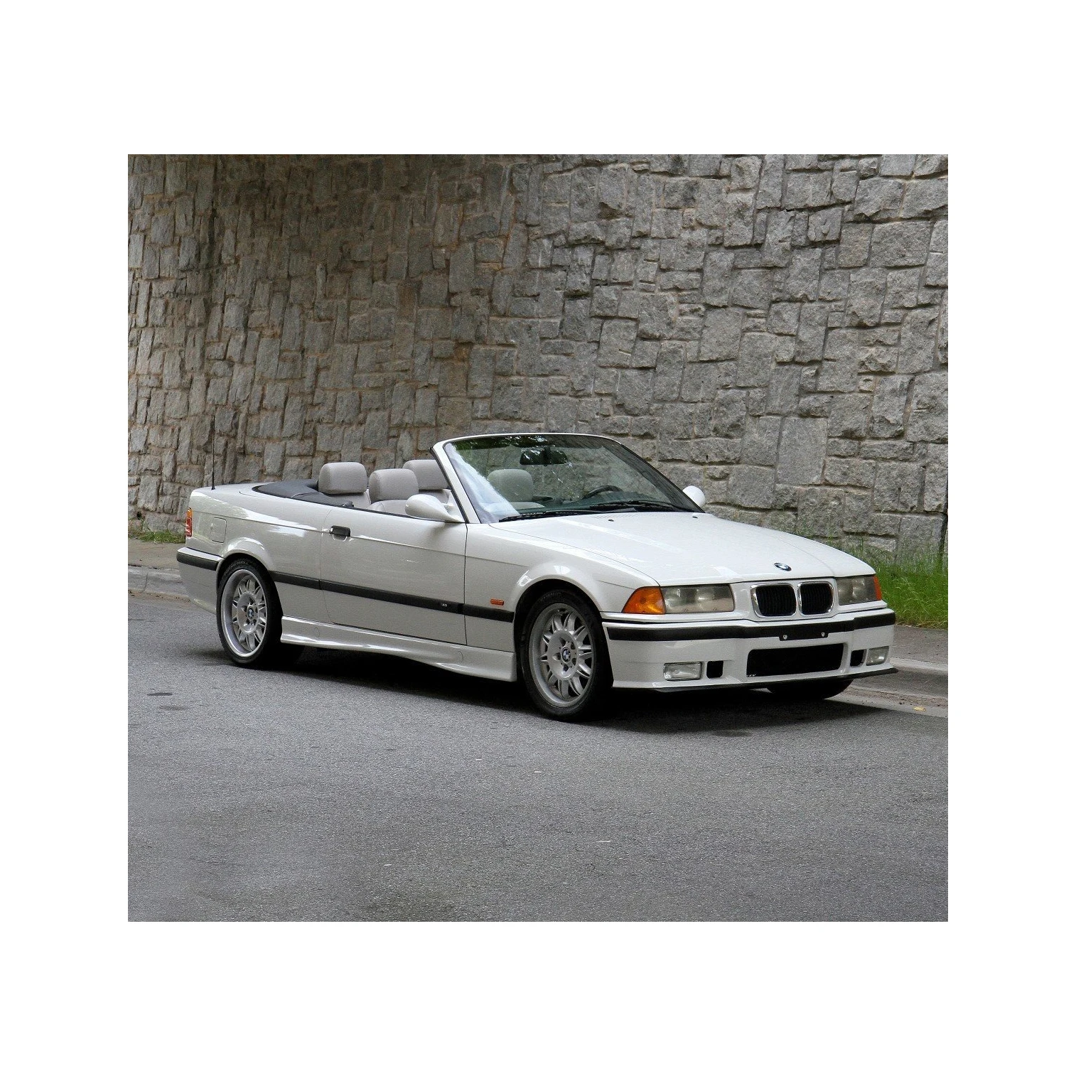 Front Engine Used BMW M3 (E36) convertible Available For sale Best ...