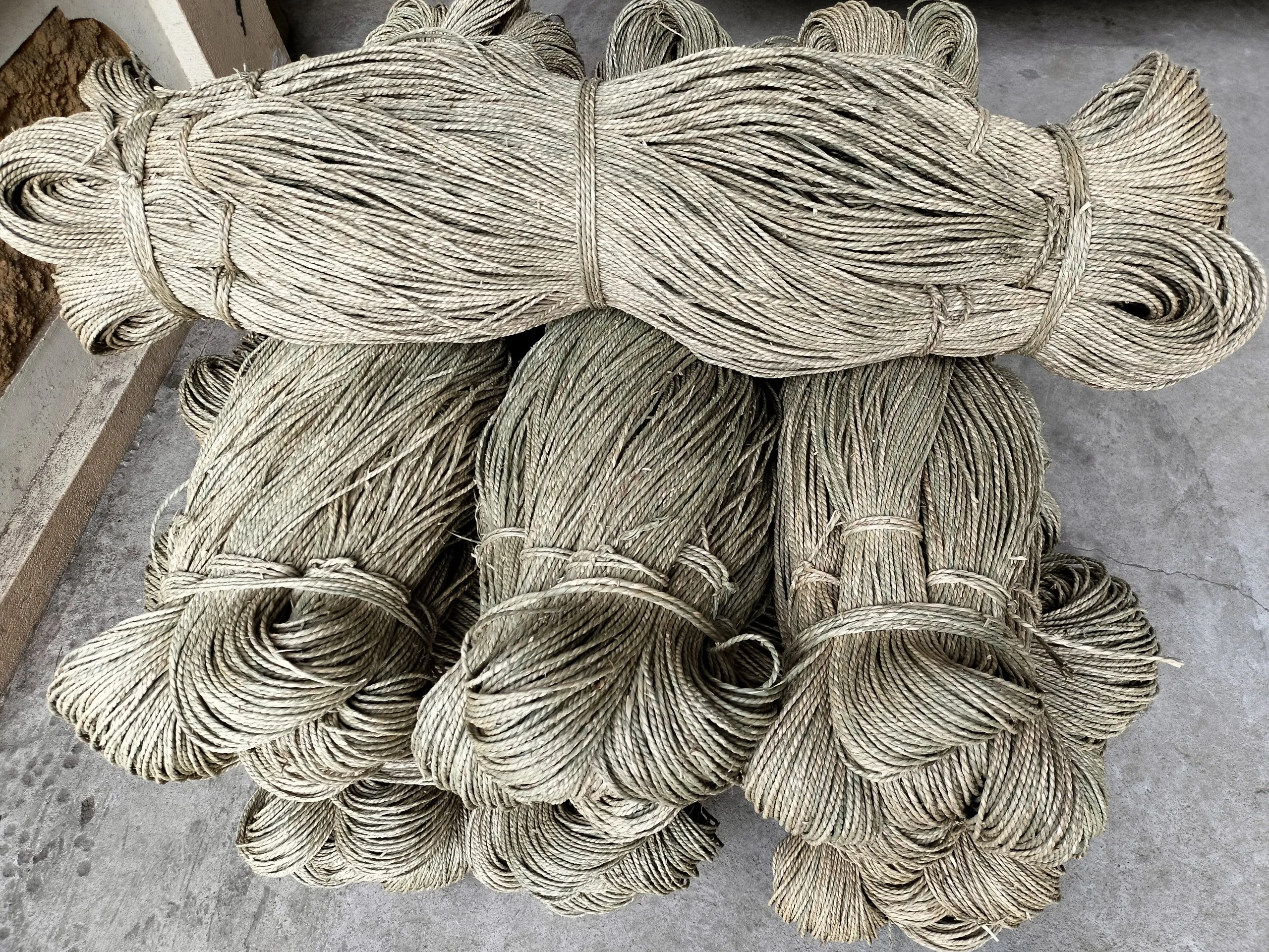 Natural Straw Seagrass Rope from Vietnam - Versatile & Durable
