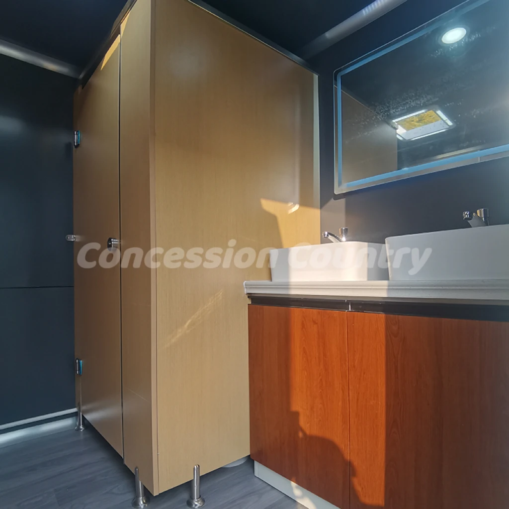 Rental Business Luxury Restroom Toilets Outdoor Bathroom Trailer Mobile ...