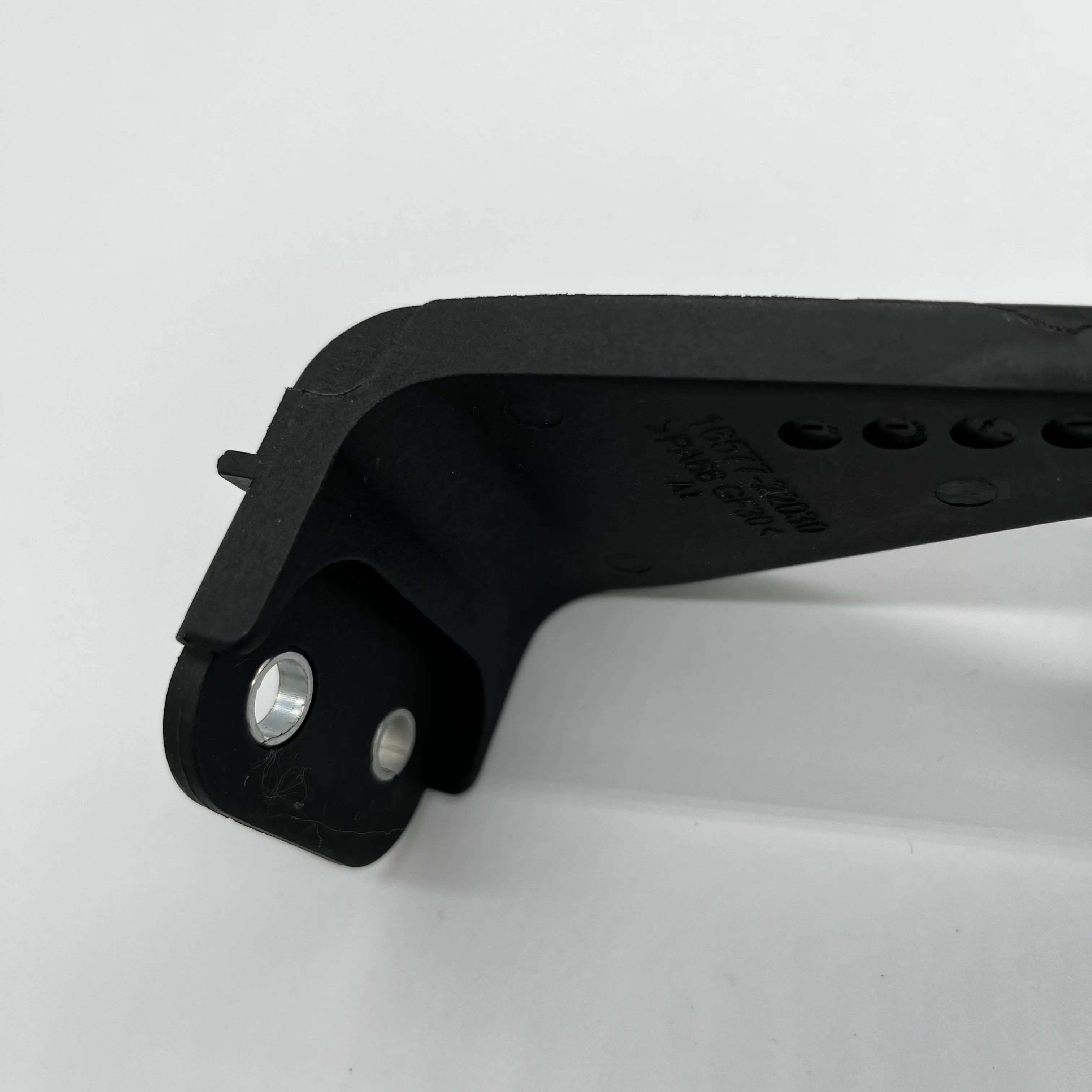 Engine Radiator Water Outlet Coolant Pipe for Toyota Corolla