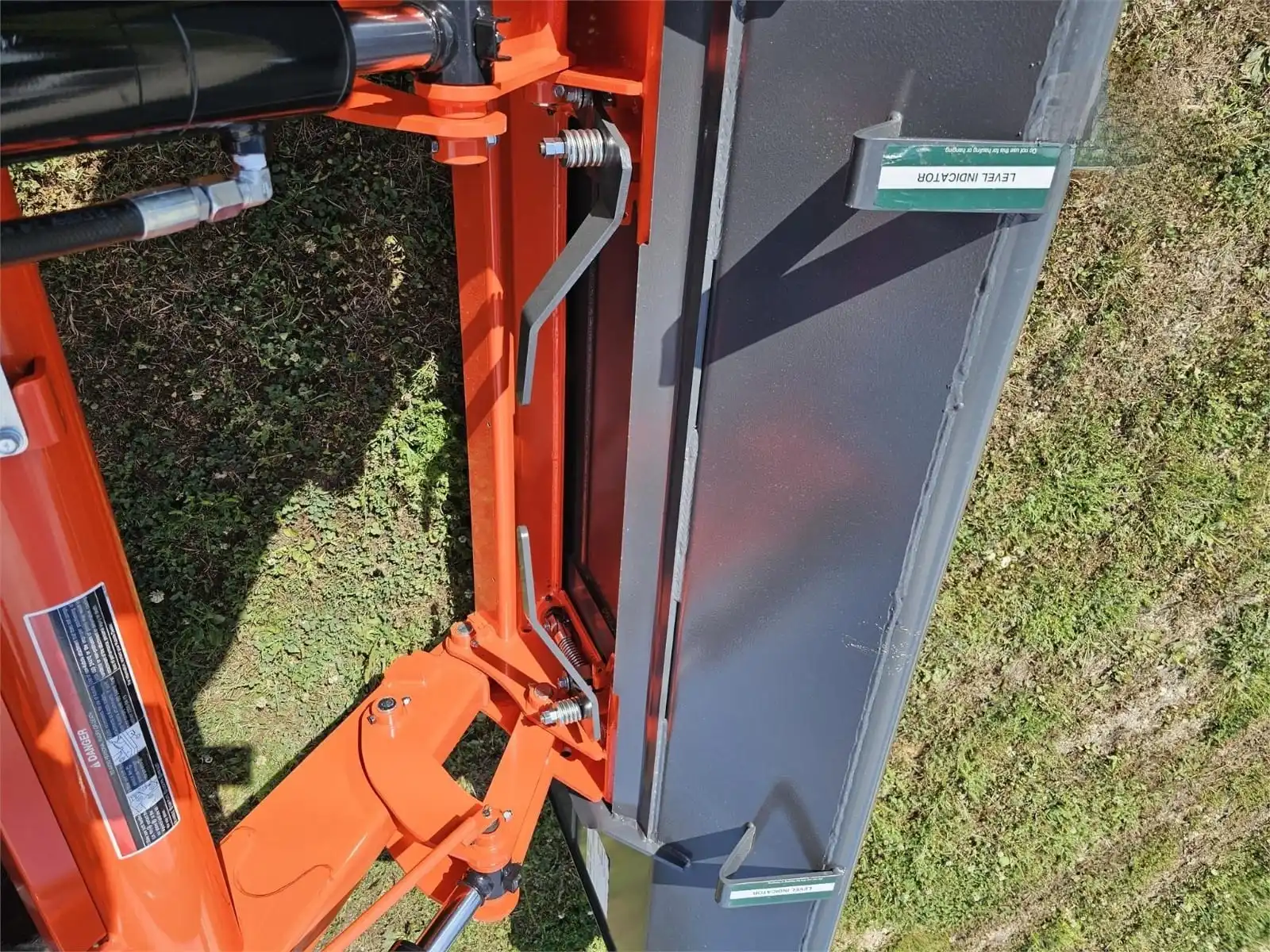 New Model Kubota M62 Wheel Tractor Loader/Backhoe Germany Tested ...