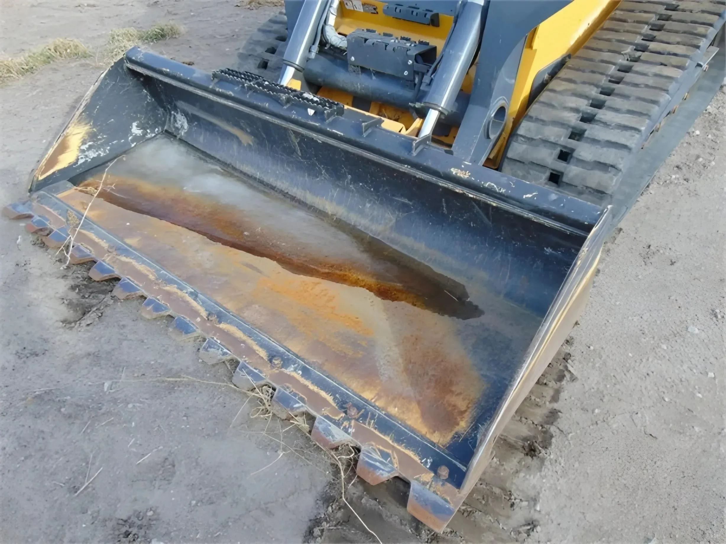 2020 DEERE 333G Small Skid Steer Front End Loader With Bucket Mini Skid ...