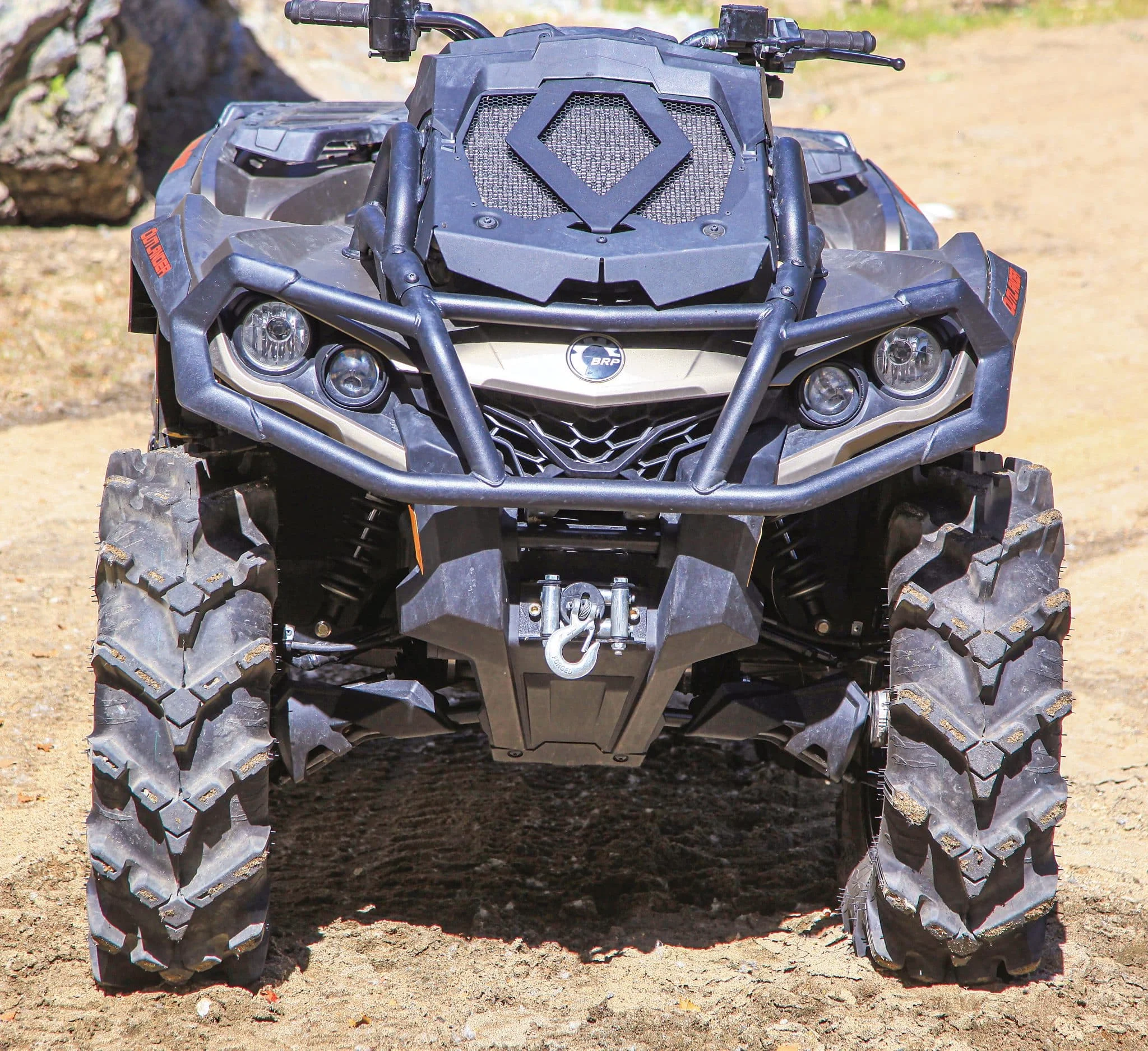 Sales Offer 2023 / 2024 Can-am Renegade X Mr 1000 R Liquid Titanium ...