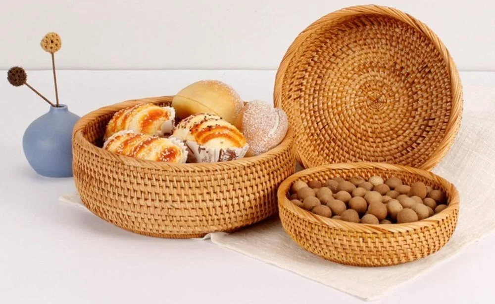 Rattan Storage Basket Weaving Basket Sorting Straw Storage Table Wicker ...