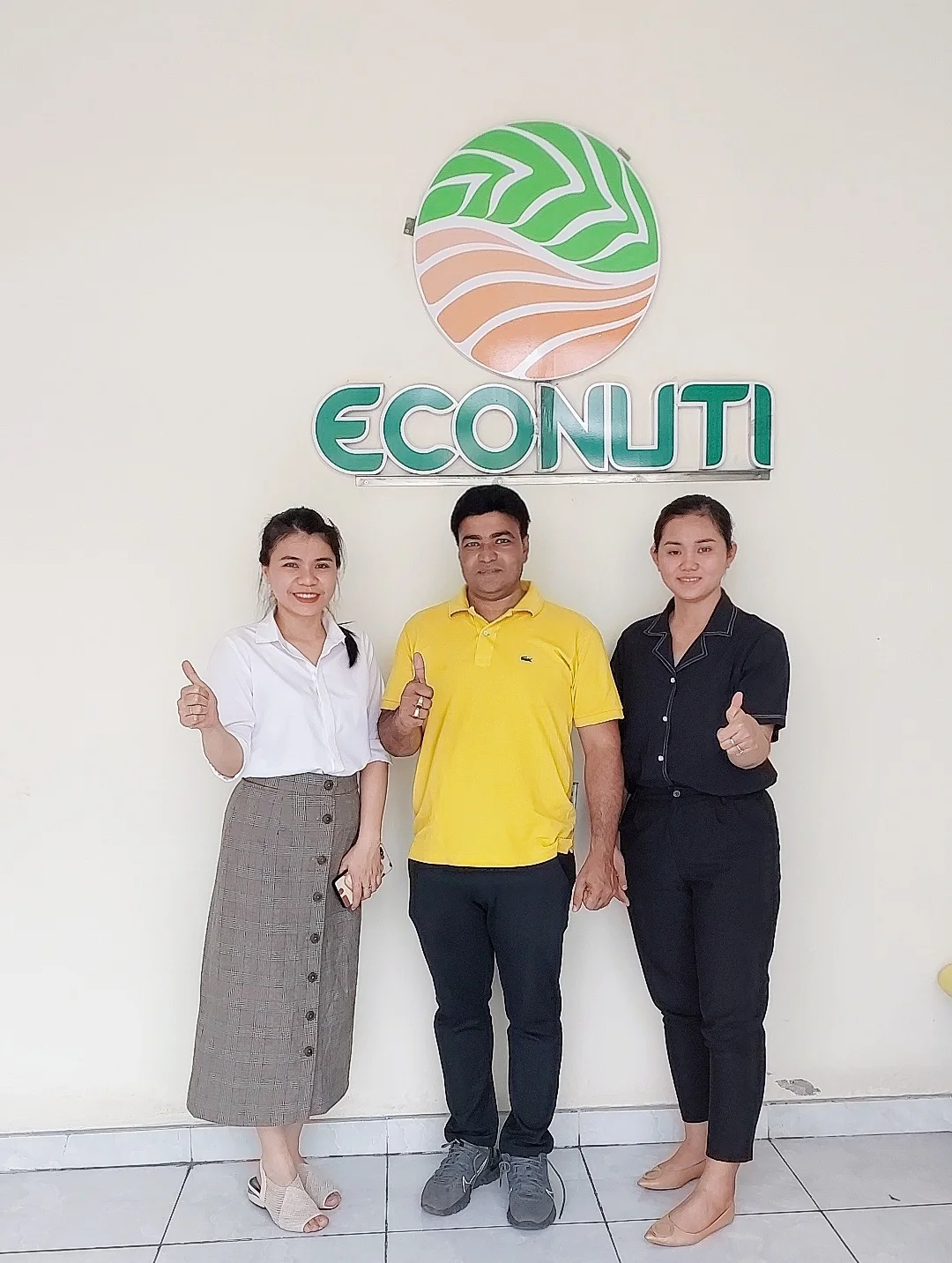 Fresh Tamarind Drink Canned 250ml Yooh Brand Number 1 Oem Beverage ...