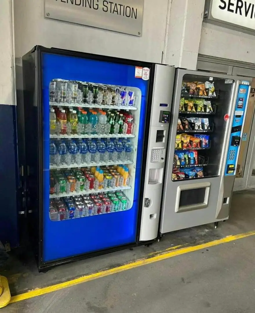 Cold Drink Vending Machine With Dual Zone Temp Control Available 2024 ...