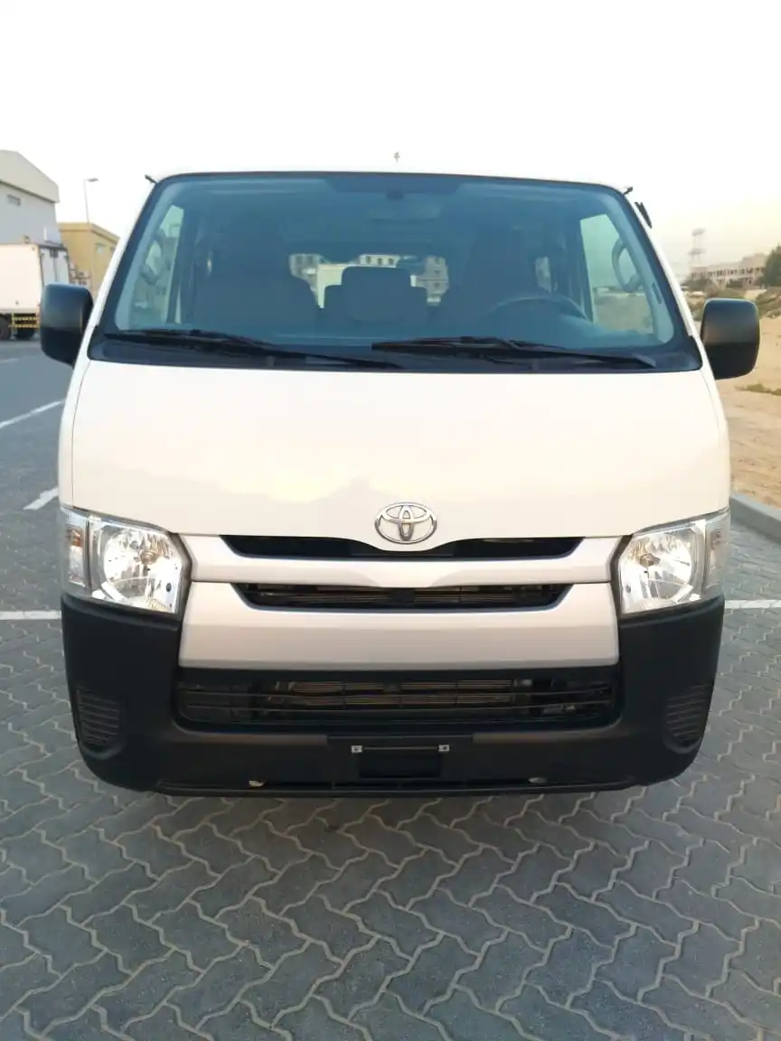 Used 2016 Toy Ota Hiace Flat Roof MINI Bus - 15 Seats