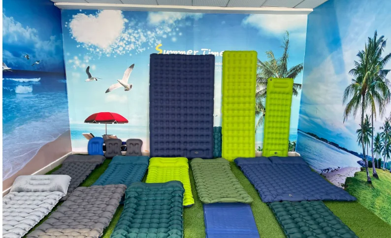 Ultralight Inflatable Roll Up Sleeping Mat And Fold Up Mobile Bed Air ...