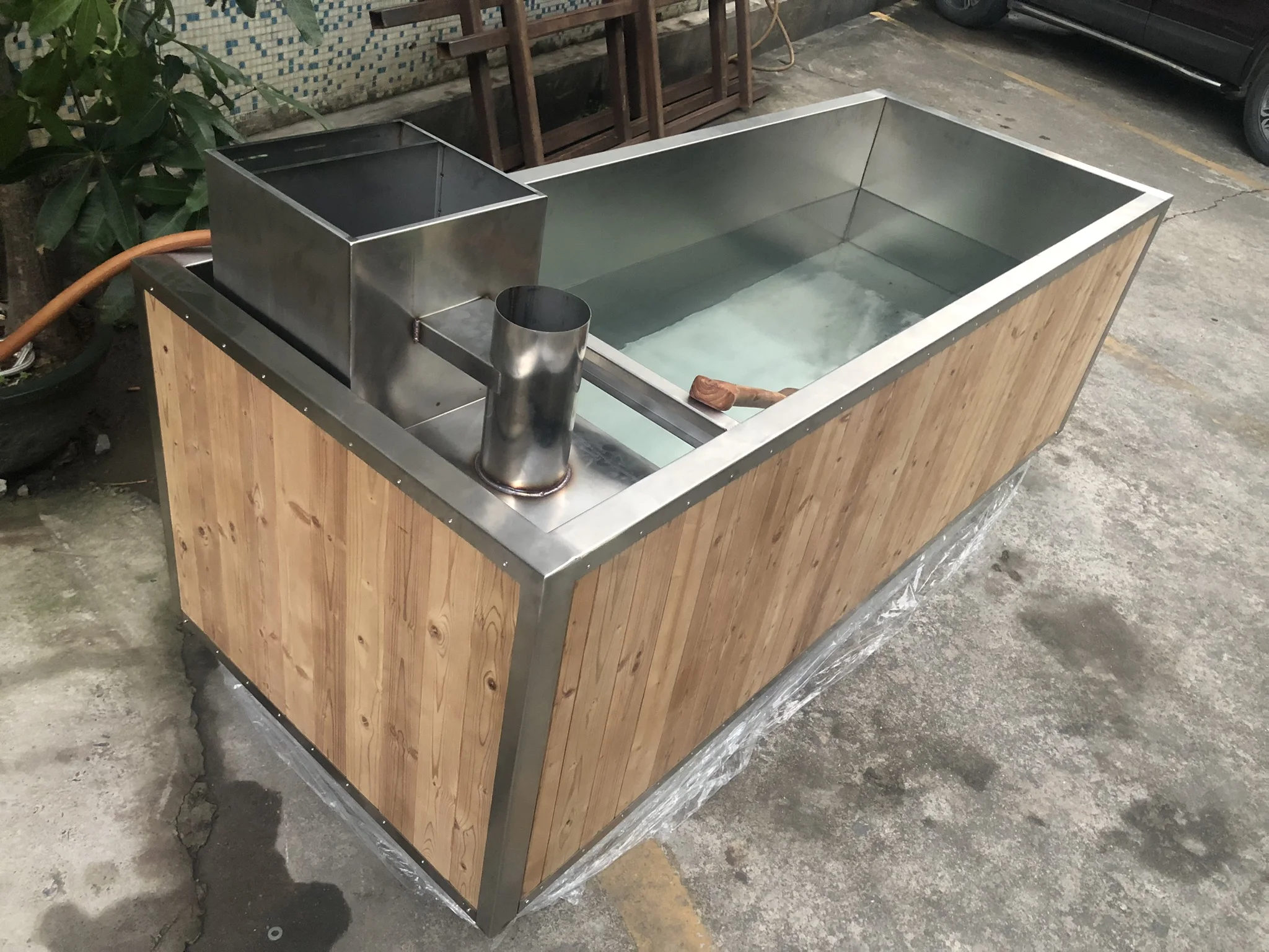 Wood Burning Hot Tub - Outdoor Hydro Spa Tubs by BROPOOLS