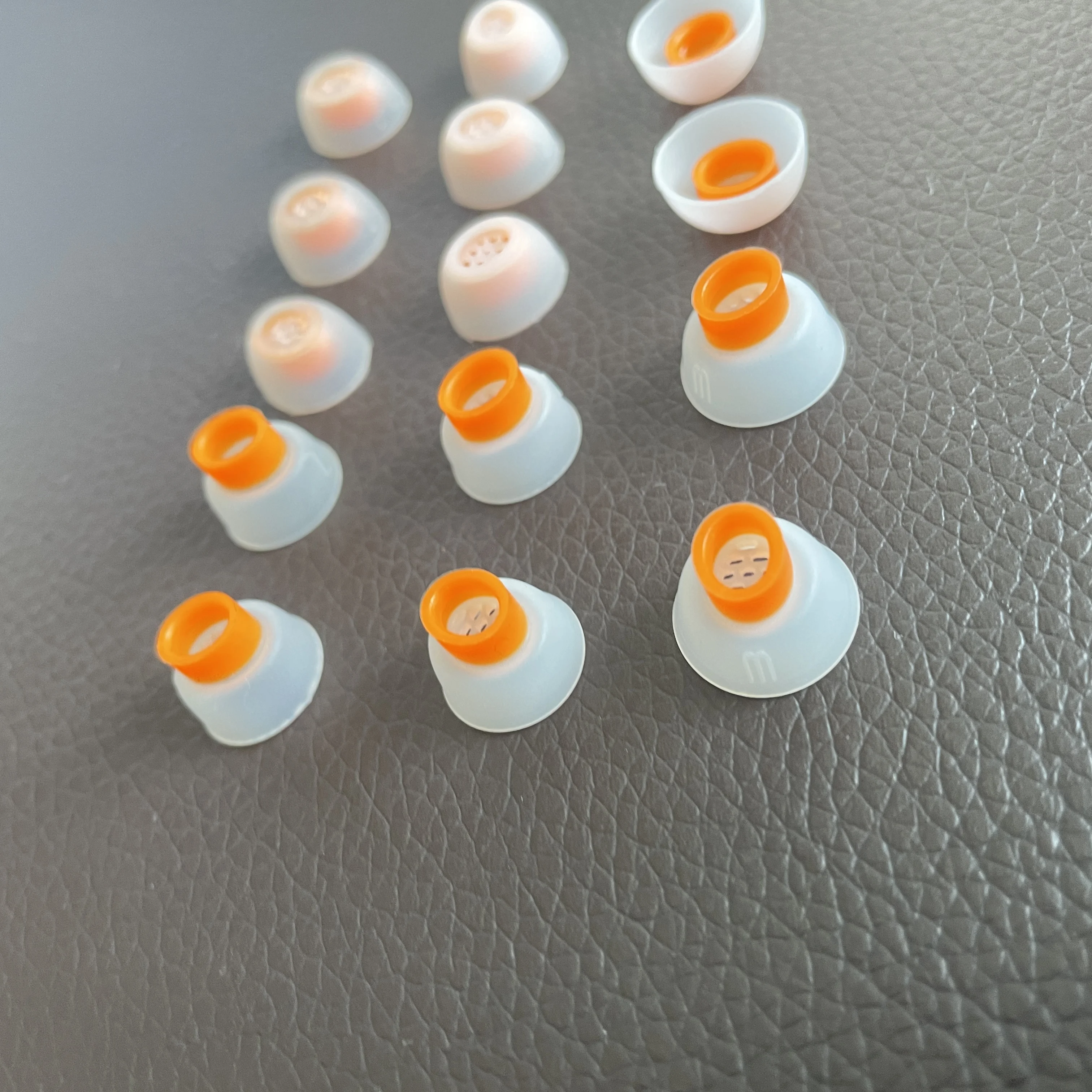 2023 New Silicone Ear Tips Reticulated Bicolor Orange And White S/m/l 3 ...