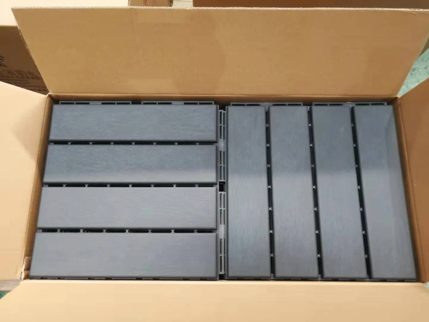 30*30cm Easy Snap Plastic Interlocking Floor Tile - Buy Interlocking ...
