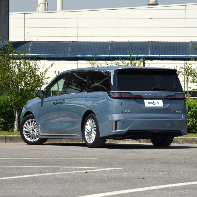 Mpv Voyah Dreamer 4x4 Luxury Electric Car Lantu Brand Low Carbon Version New Energy Mpv For Sale ...