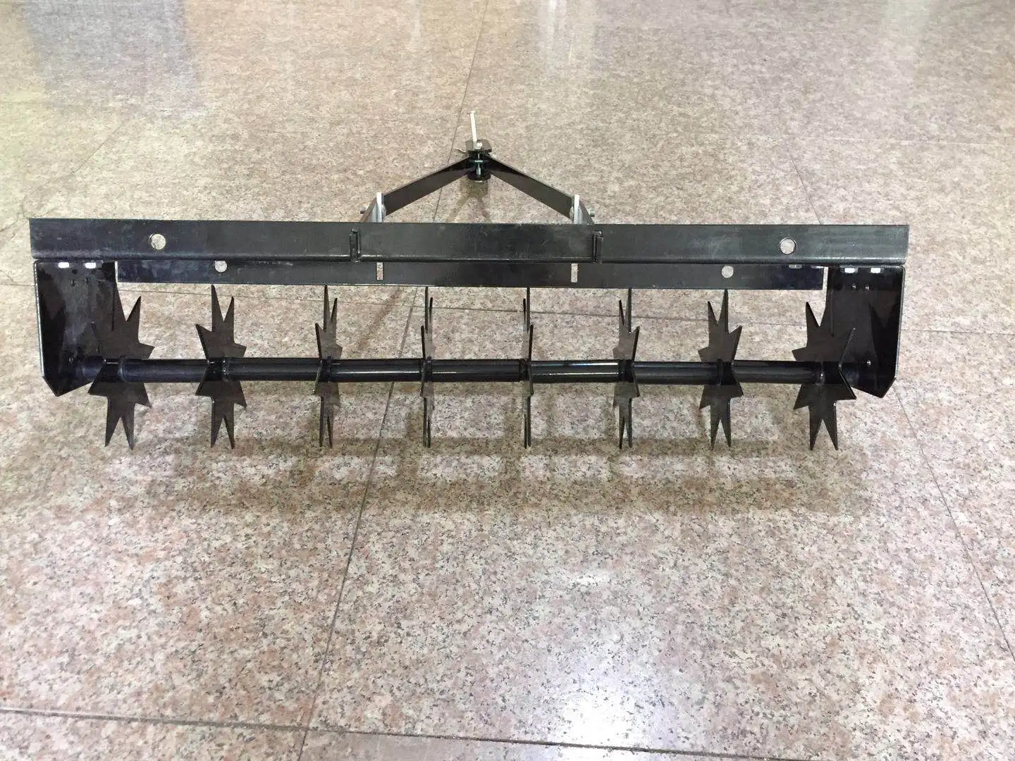 Manufacturer Supply Cheap Price Towed Behind Lawn Roller Slitter Rotary ...