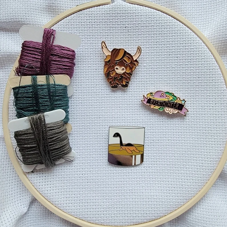 China Factory Wholesale Custom Needle Minder Magnetic Cartoon Cow Soft ...