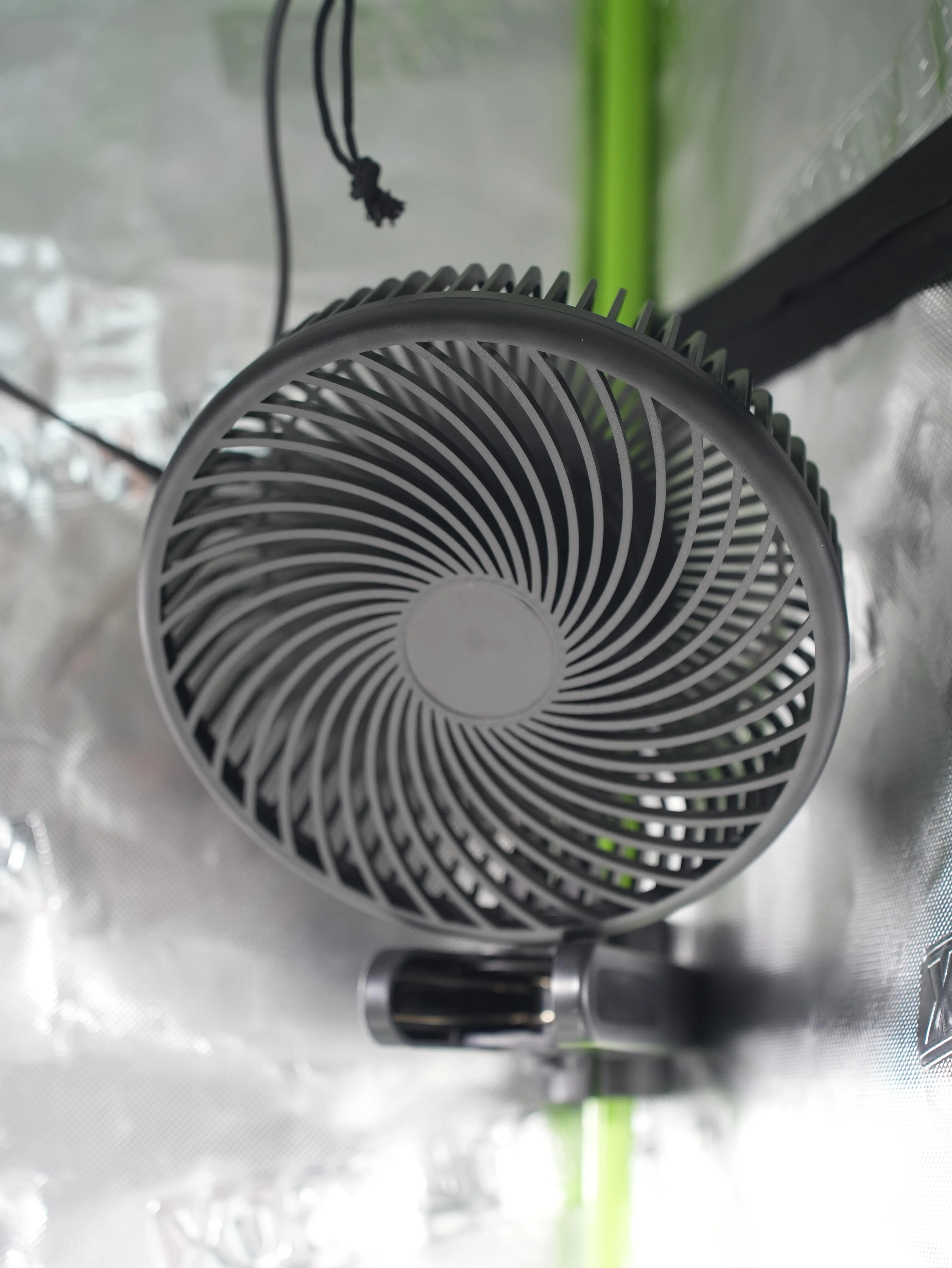 Customized Oscillating Clip Fan Automatic Head Swing Electric Fan for ...