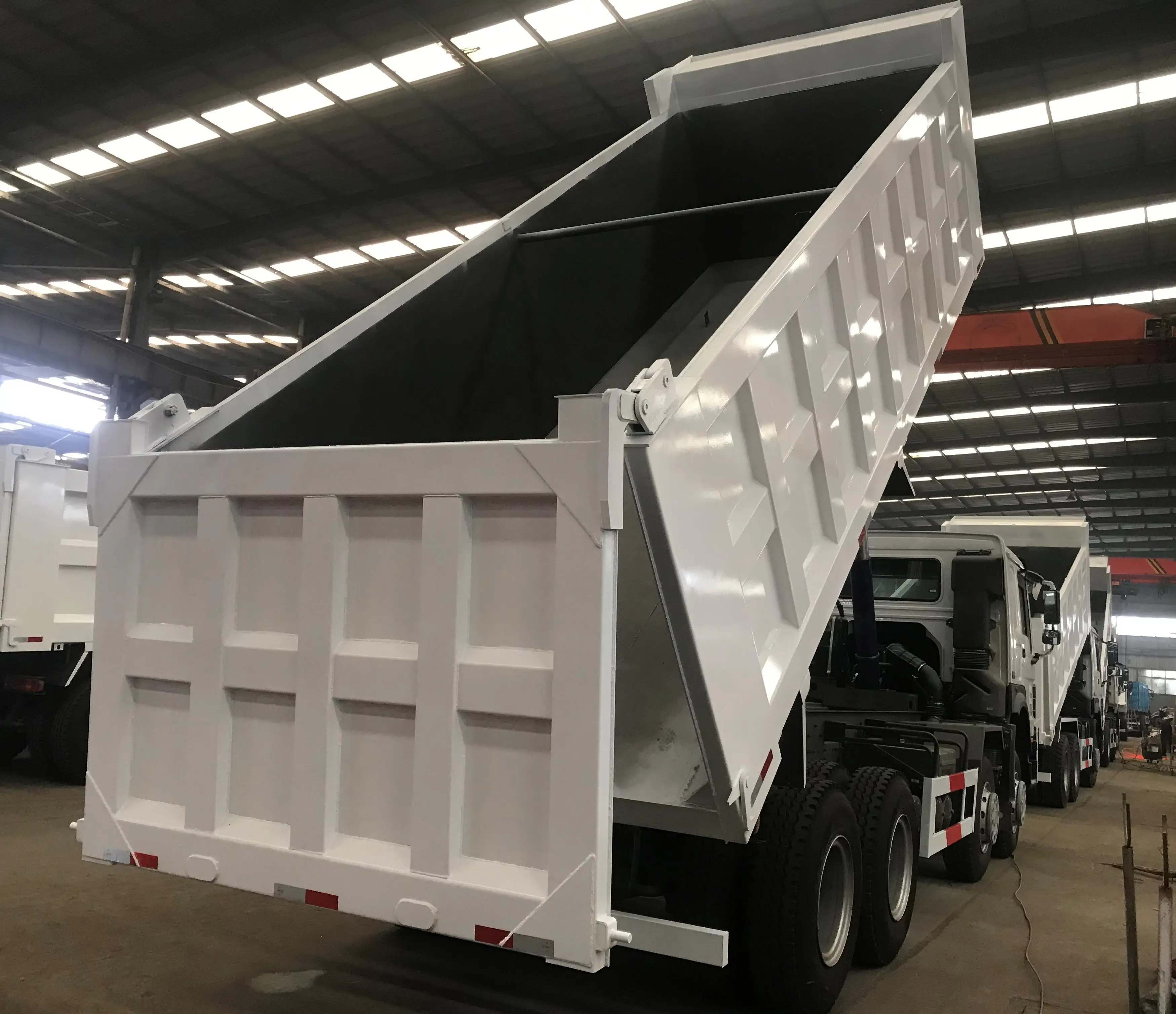 Sinotruk Howo 380 Horse Power Euro 4 Dump Truck for Sale