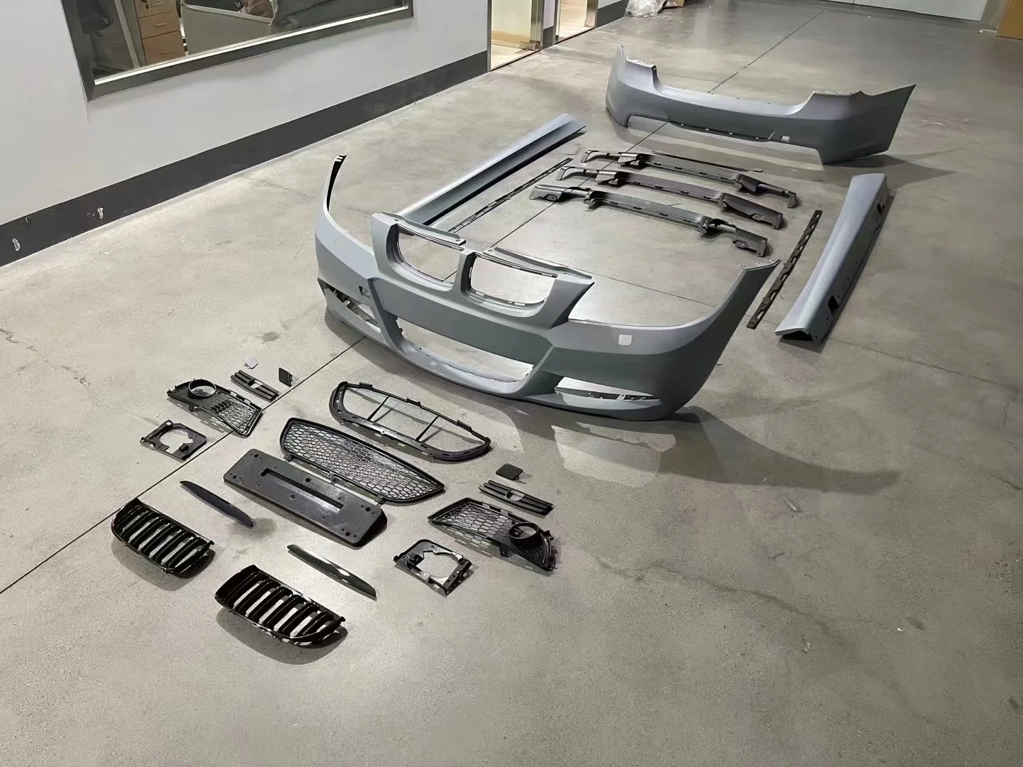 M-tech Style Body Kit for Bmw 3 Series E90 Front Bumper Rear Bumper ...