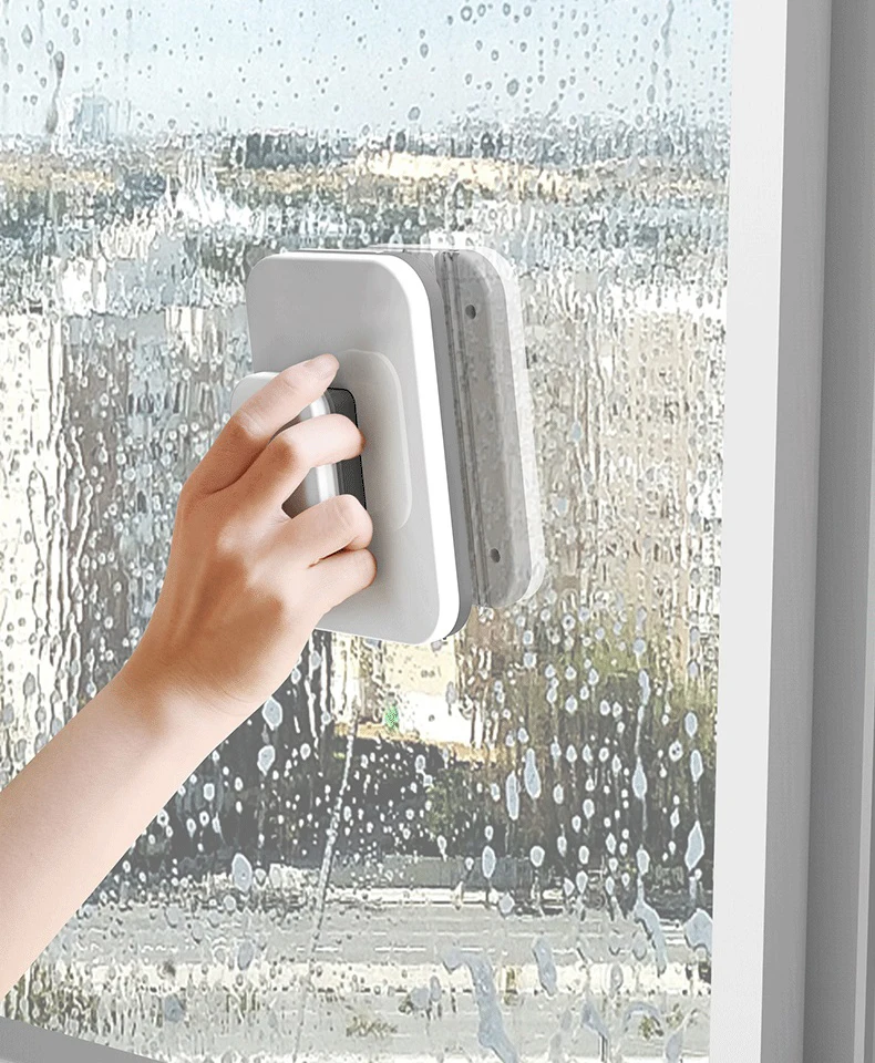 Efficient Windows Cleaning with Magnetic Tools by Lisaa